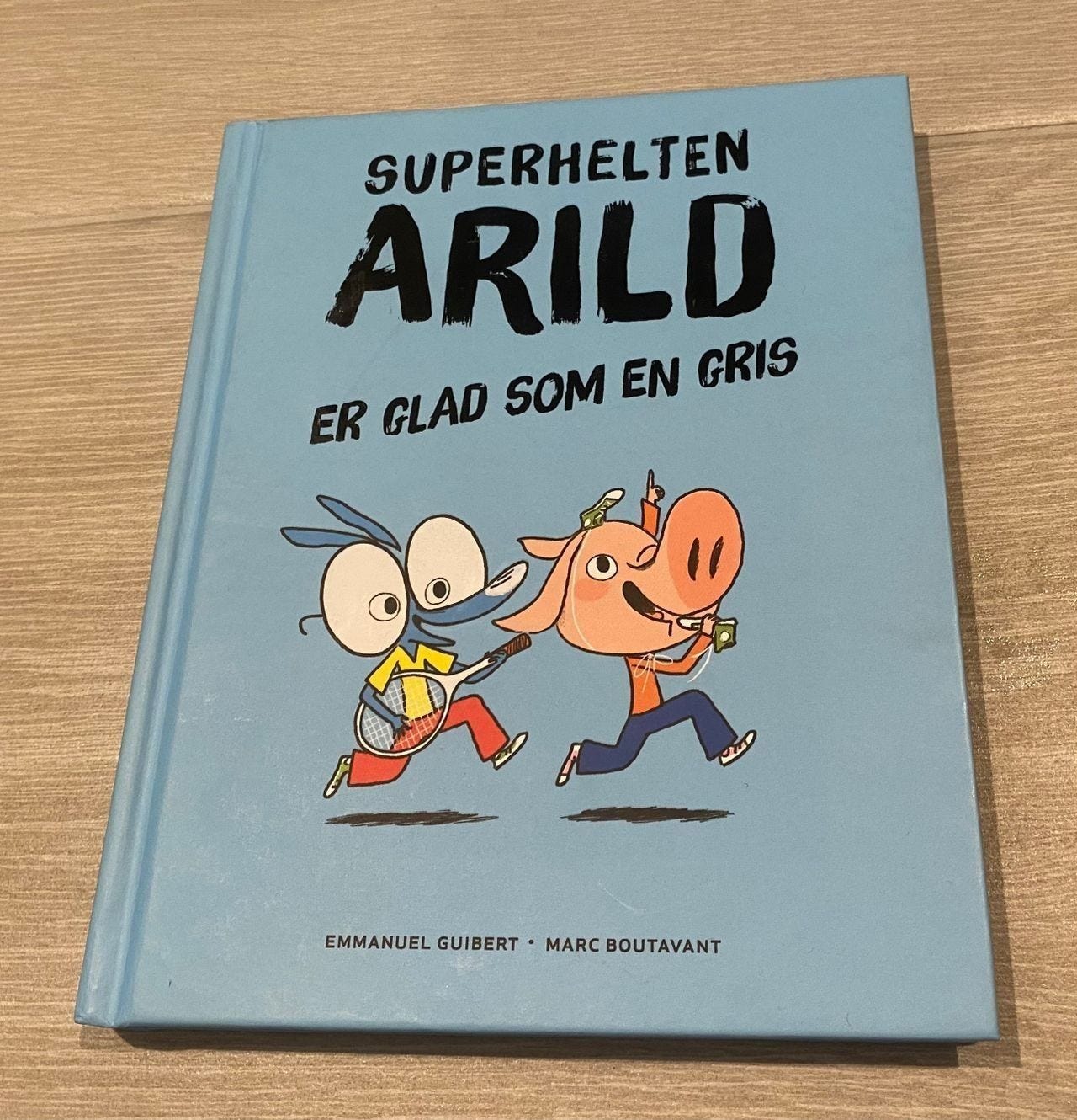 Barnebok selges: Superhelten Arild er glad som en gris | FINN-torget
