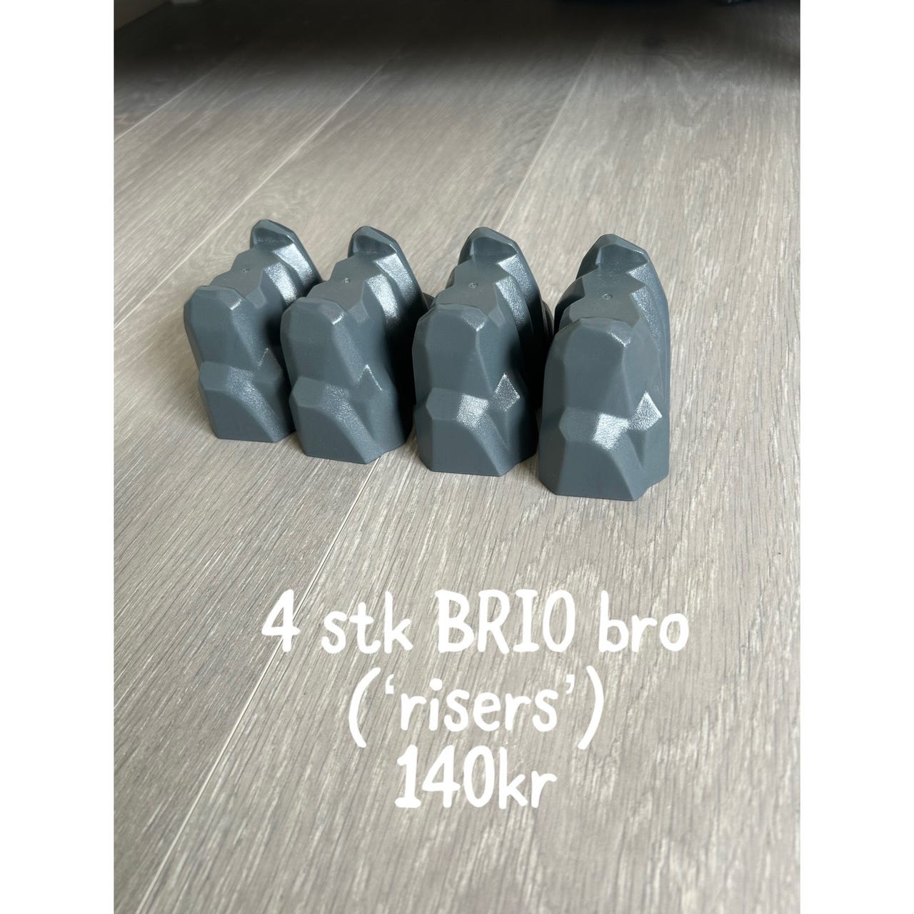 BRIO ‘risers’ til togbroer etc. | FINN-torget
