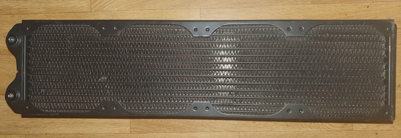 4x120mm radiator til vannkjøling selges | FINN-torget