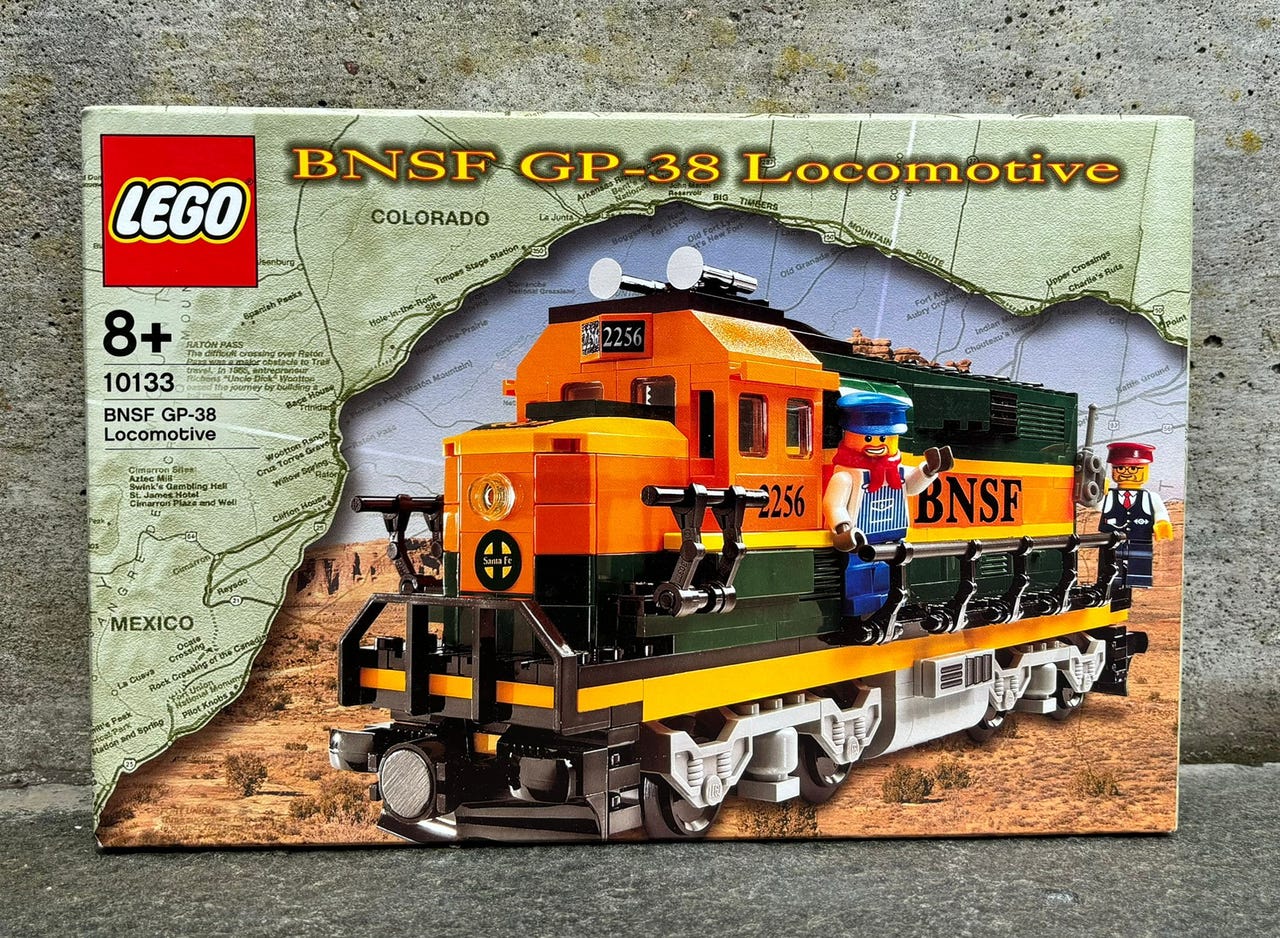 (FORSEGLET) LEGO Trains Burlington Northern Santa Fe BNSF Locomotive ...