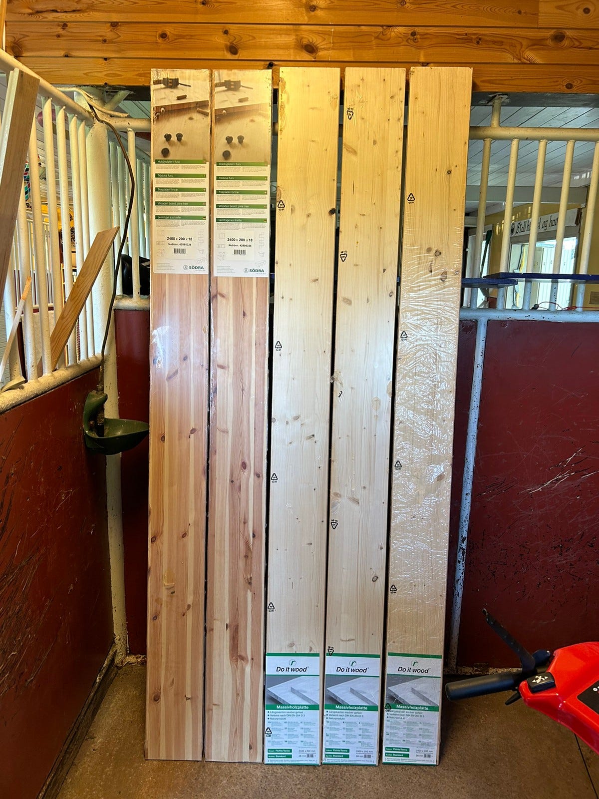 Hobbyplater 240 cm x 20 cm x 28 mm | FINN torget