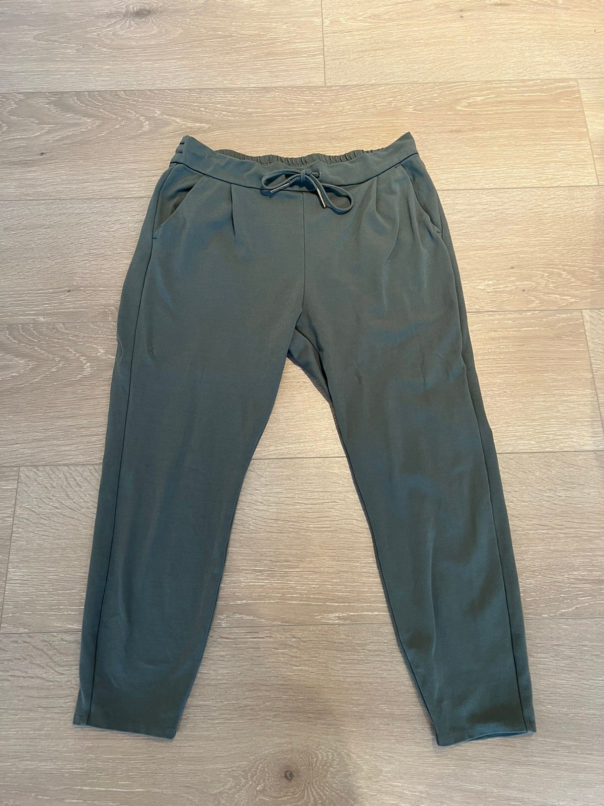 Bukse fra Vero Moda str M/30 | FINN torget