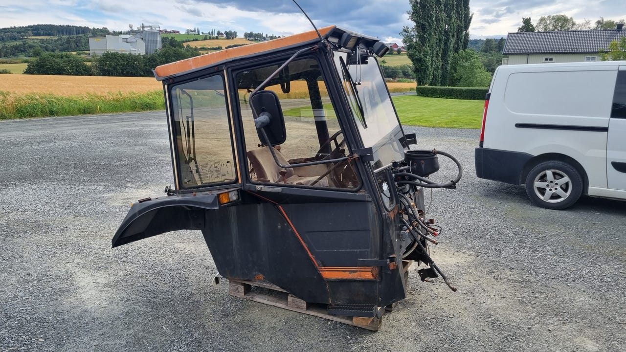 Komplett hytte til valmet 405/455 selges | FINN-torget