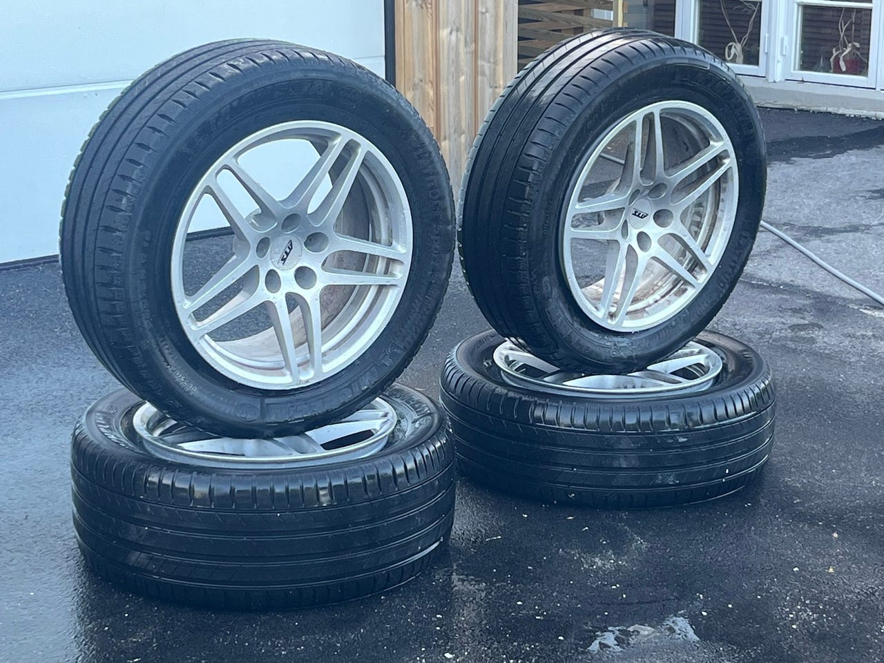 Felger ATS og Dekk Michelin Latitude Sport 3 | FINN torget