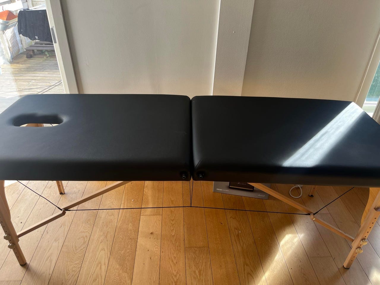 Massage table | FINN torget