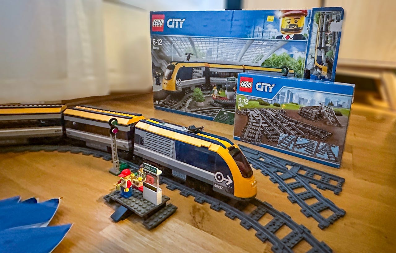 Lego City - Passasjertog med fjernkontroll 60197 + Switch Tracks 7895 ...