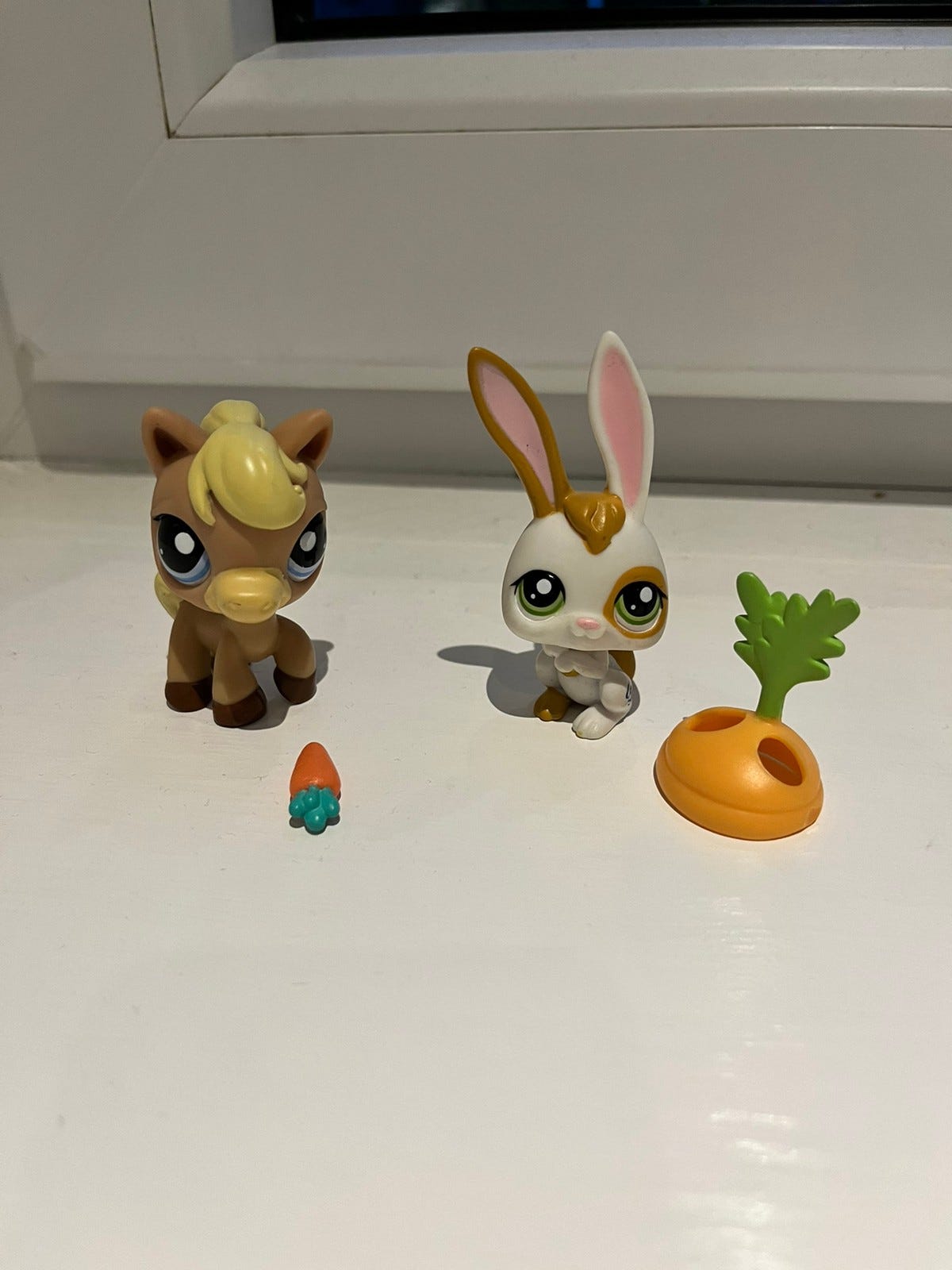 LPS sett hest #1605 og kanin #1606 med tilbehør | FINN torget