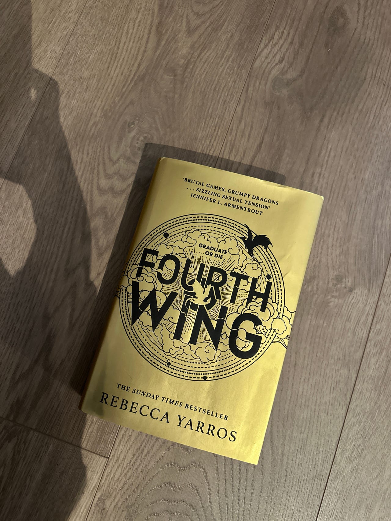 Fourth Wing YA bok | FINN-torget