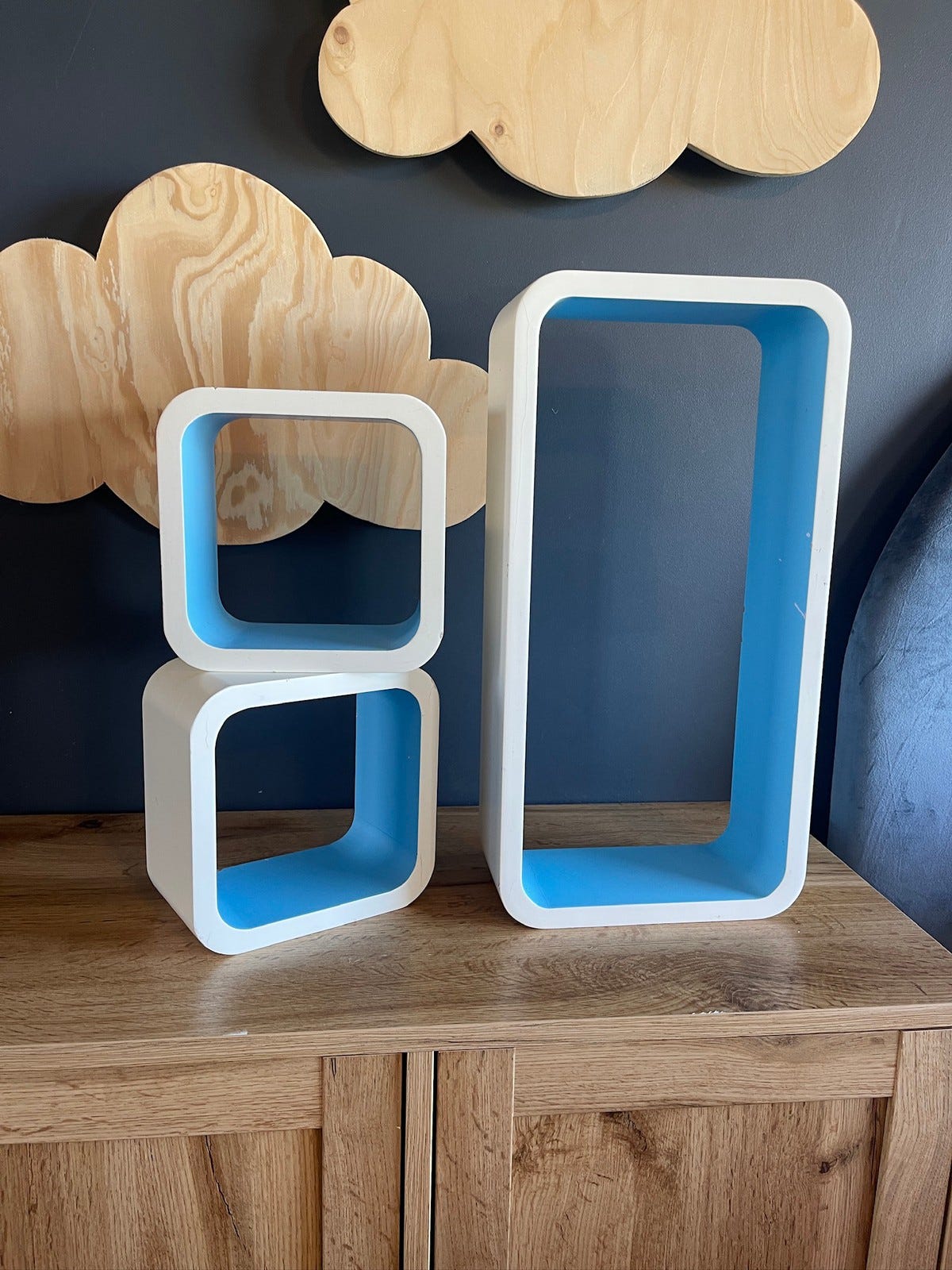 Hyller til barnerom | FINN-torget