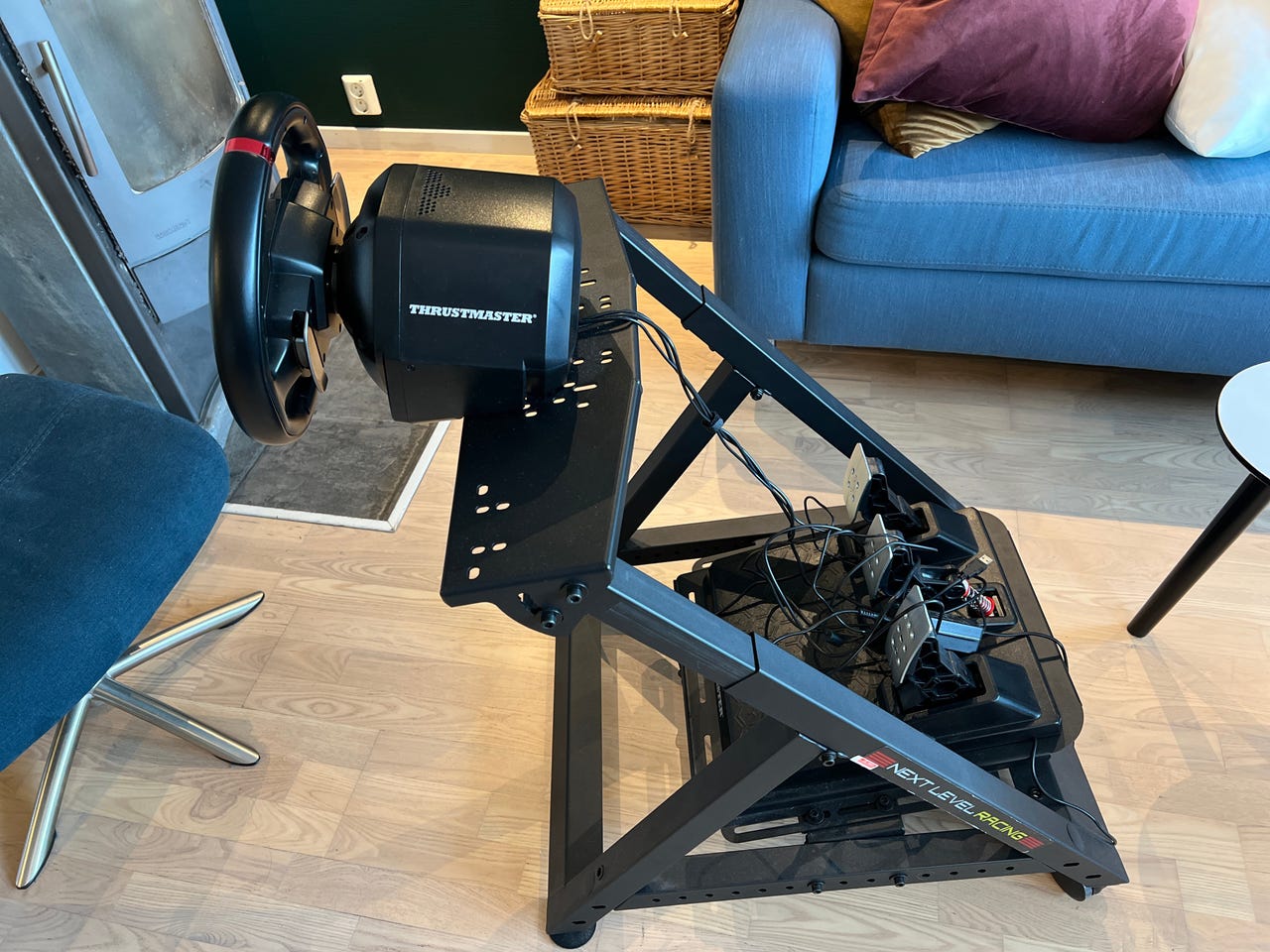 Next level racing Wheel stand 2.0 + Thrustmaster T248 ratt og pedalsett ...