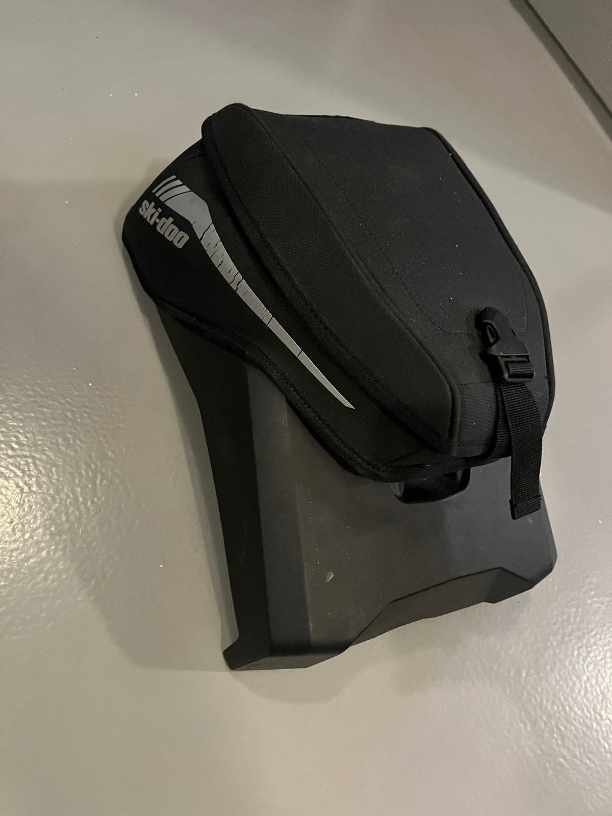 Linq Seat Bag 4L | FINN torget