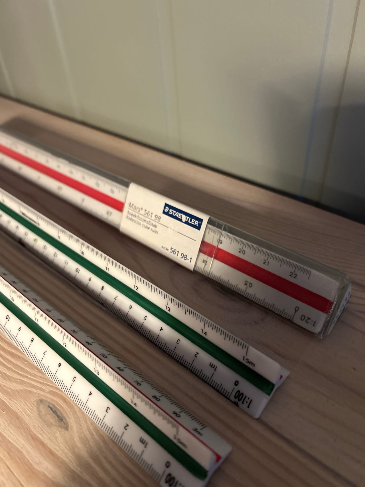 Linjal i ulik målestokk - Reduksjonsstav, 3 stk fra Staedtler. Pris pr ...