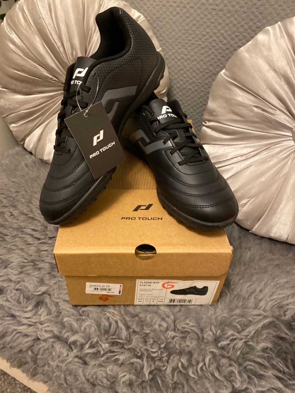 Helt Nytt Pro- Touch, Classic lll TF Fotballsko Grus/Kunstgress, Strl ...