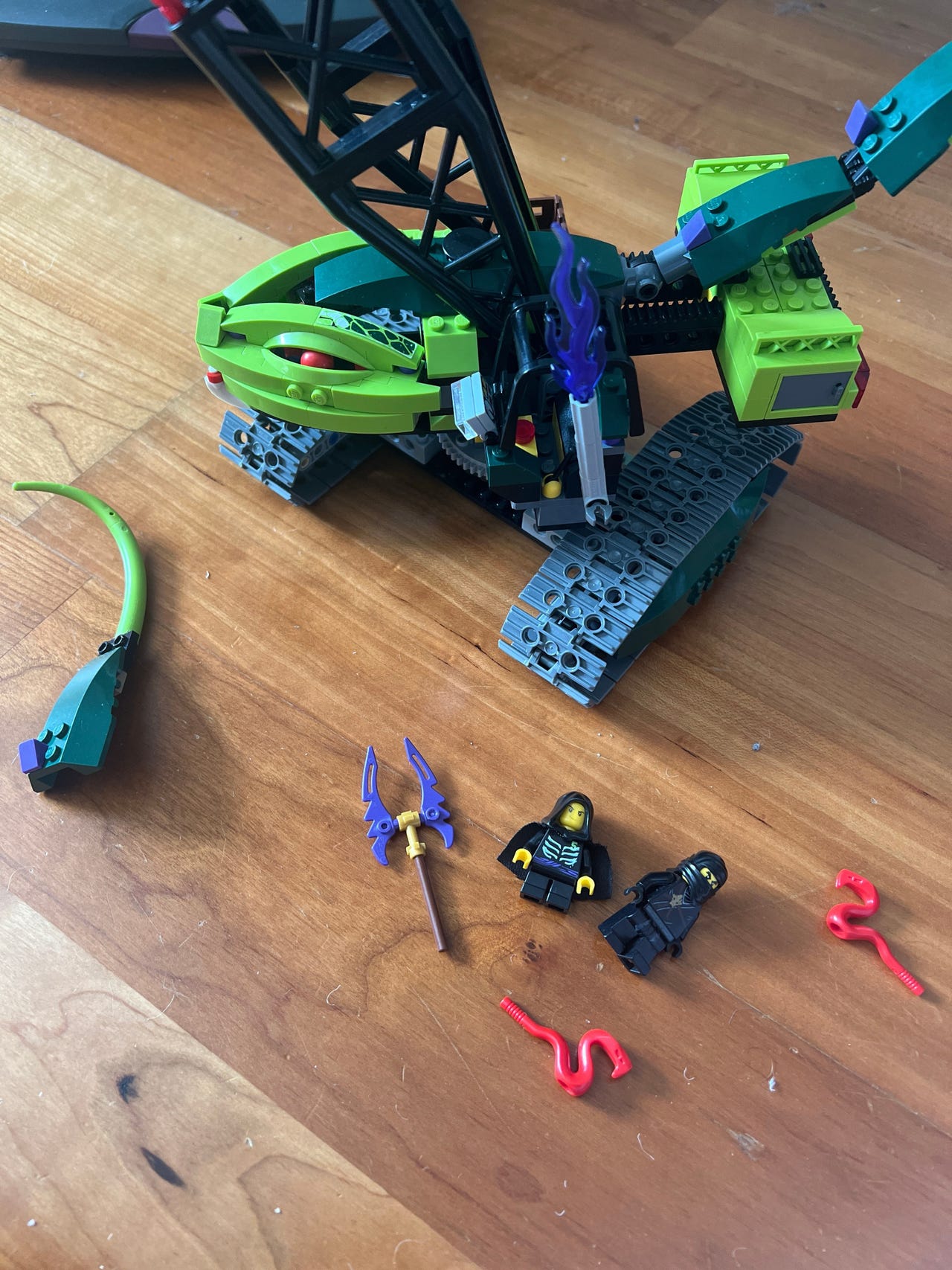 Lego 9457 Ninjago Fangpyre wrecking ball | FINN-torget