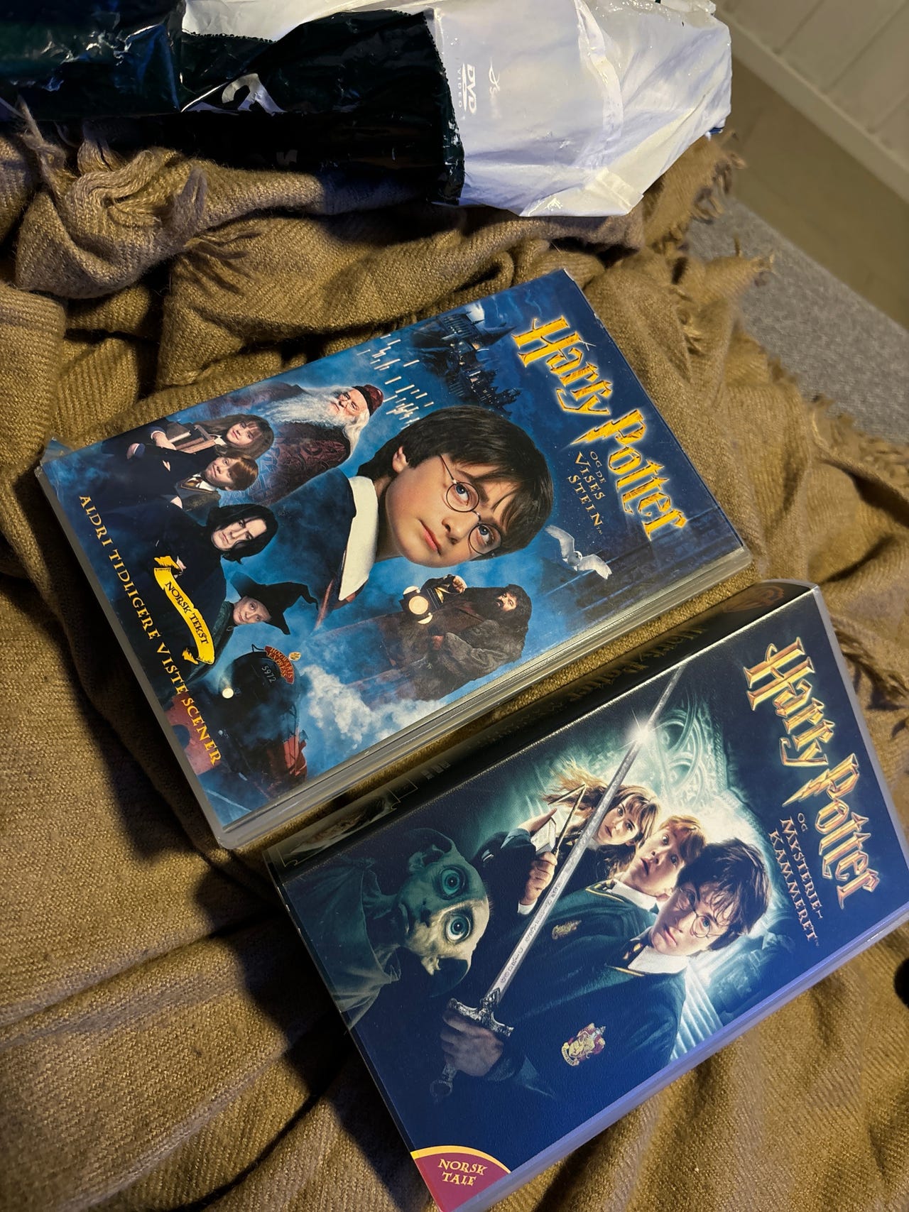 HARRY POTTER OG THE VISES STEIN & HARRY POTTER OG MYSTERIE-KAMMERET ...