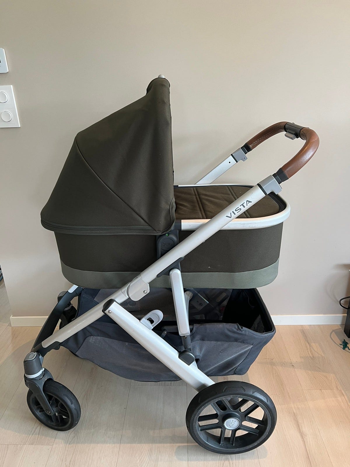 PRIS REDUSERT! Uppababy Vista V2 Søskenvogn -med Masse Utstyr | FINN-torget