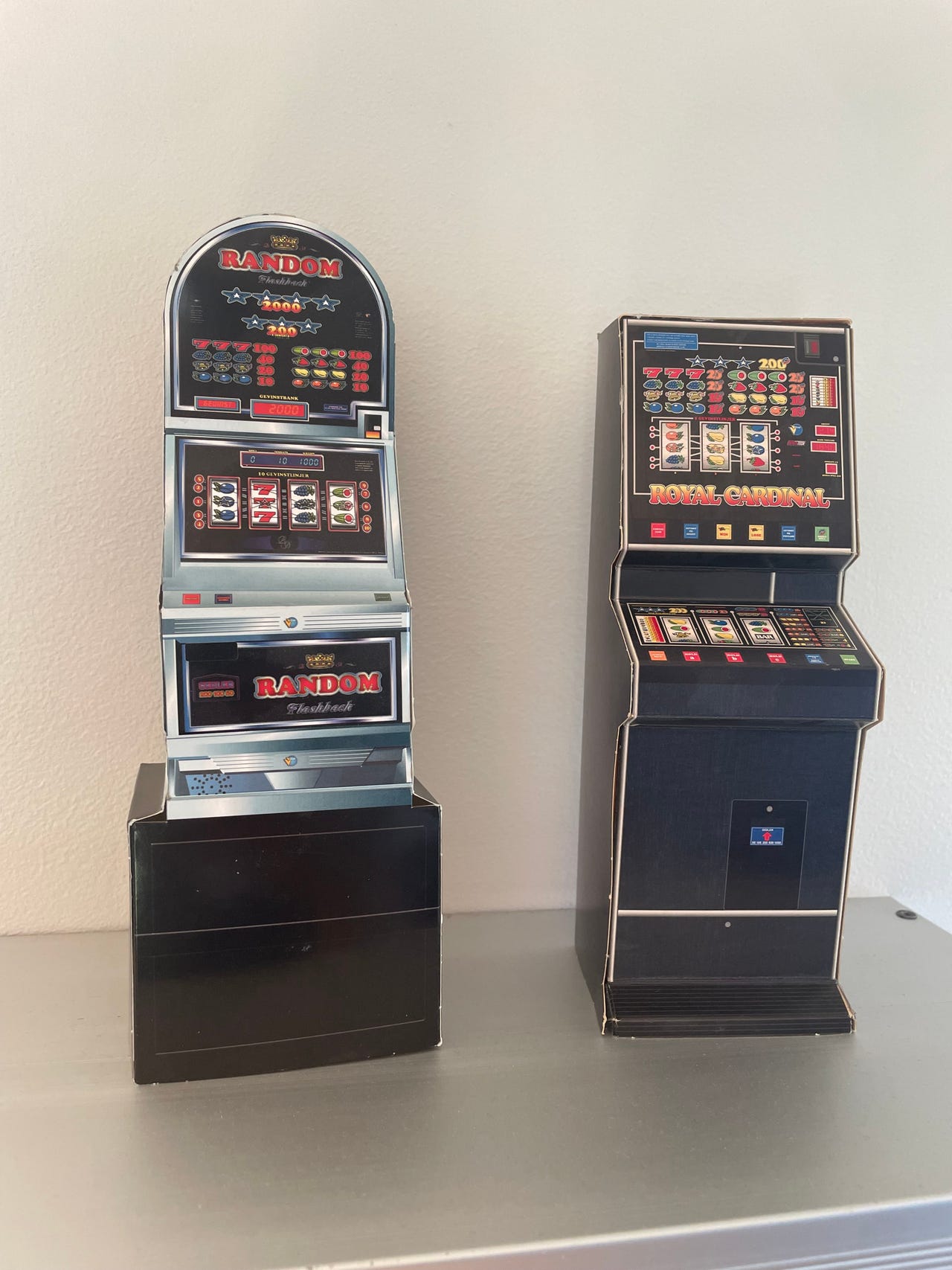 Enarmet - poker - spillemaskin | FINN torget