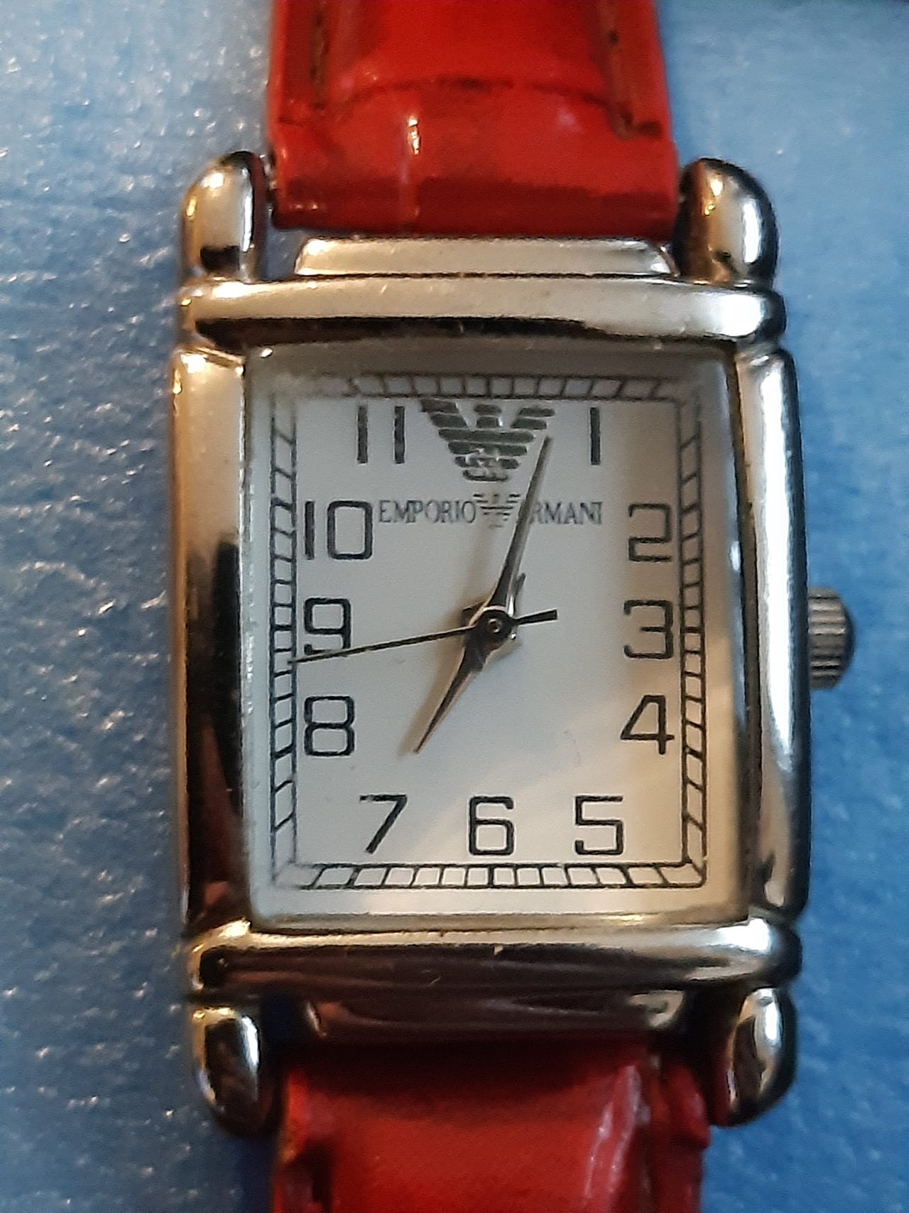 Emporio Armani AR-0101 dameklokke fra 90-tallet. Caliber PC21S. 20x26mm ...