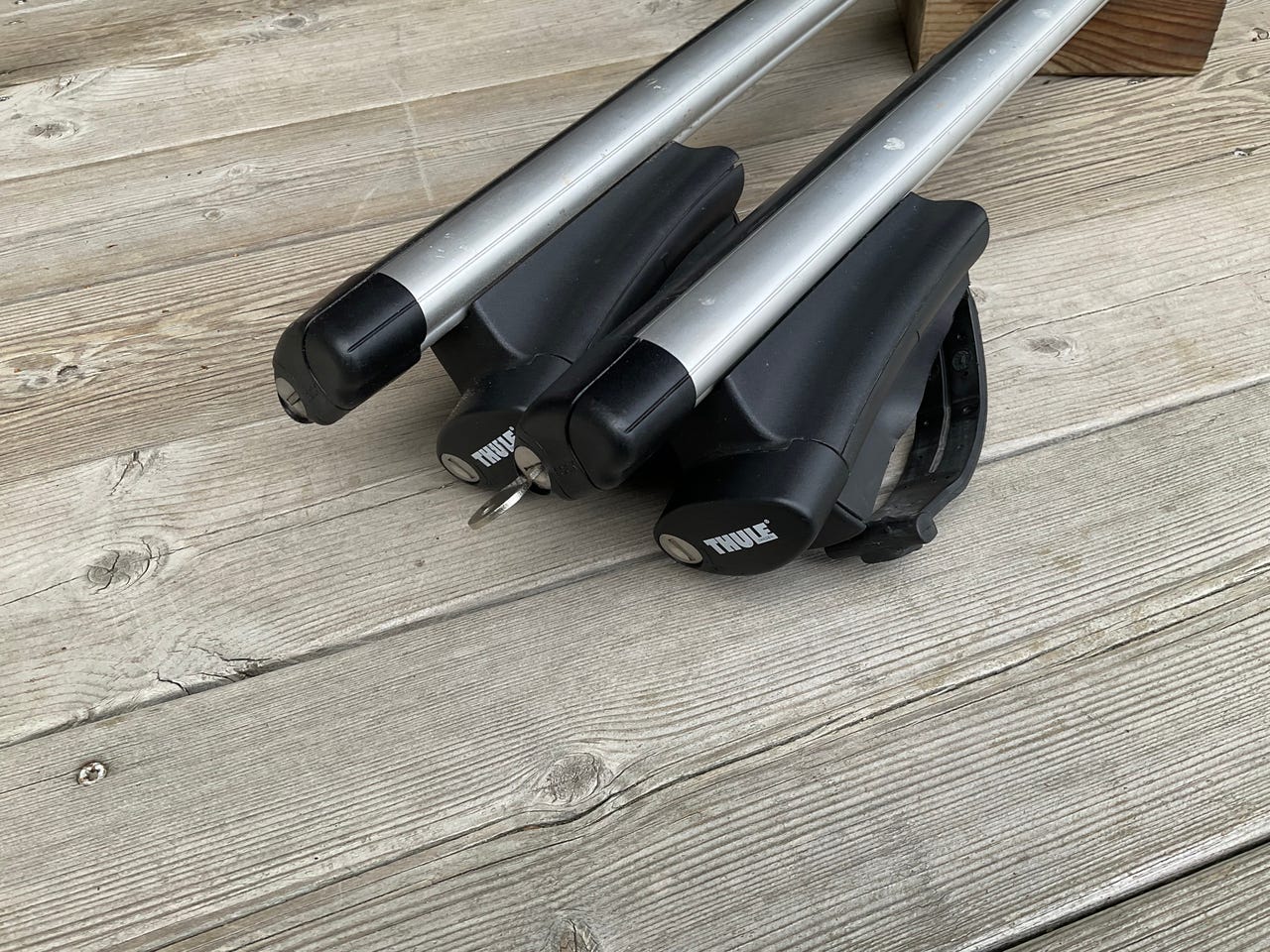 Thule takstativ med Thule Rapid System 775 | FINN-torget