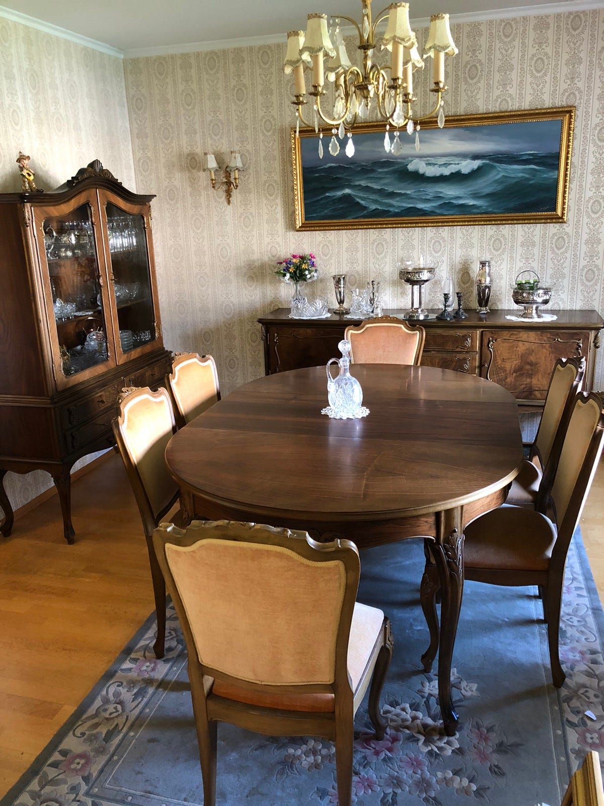 Spisestue i Rokokko stil kjøpt ny i 1971 | FINN-torget