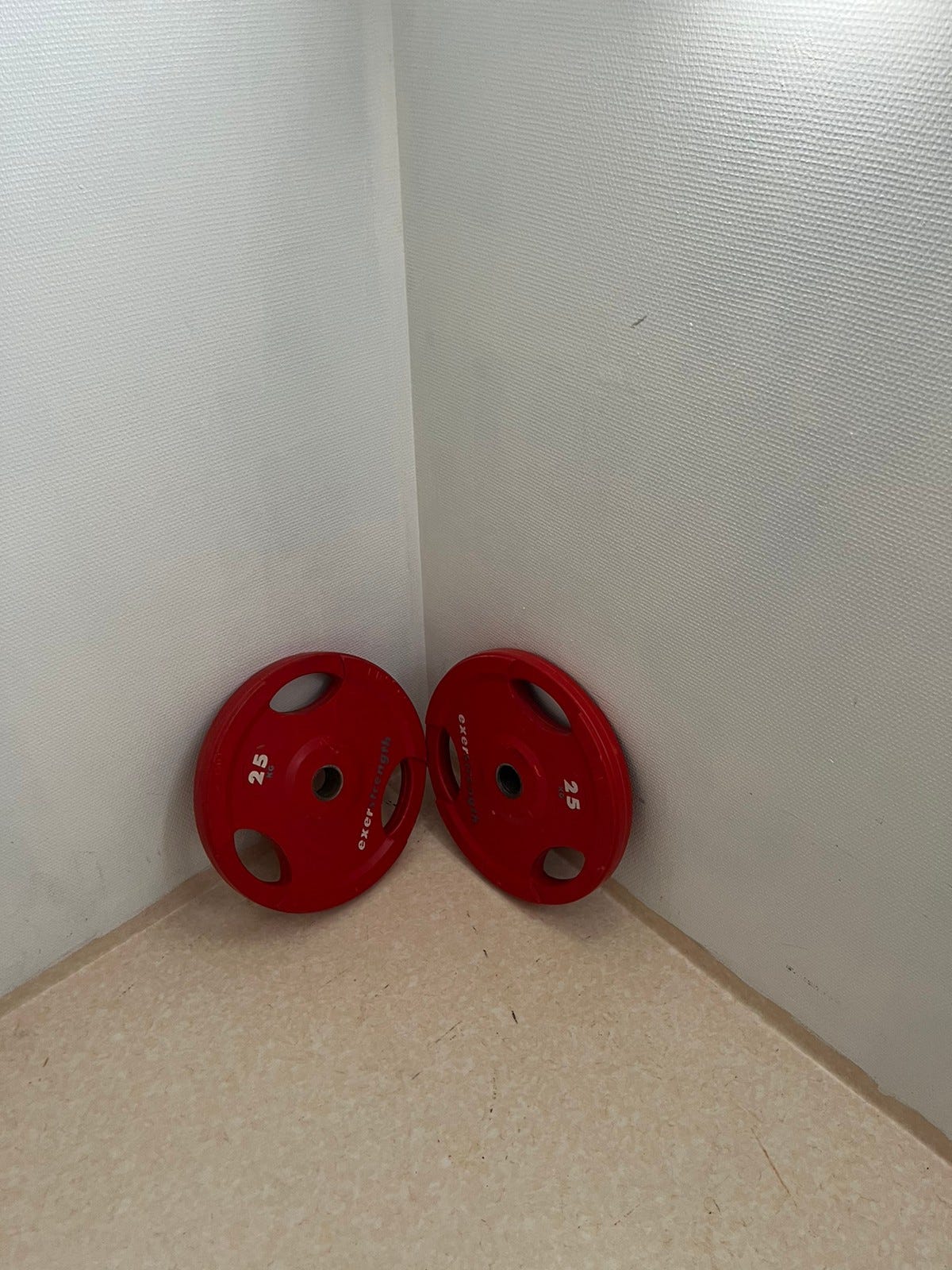 Vektskiver til Salgs - 2x 25 kg | FINN-torget