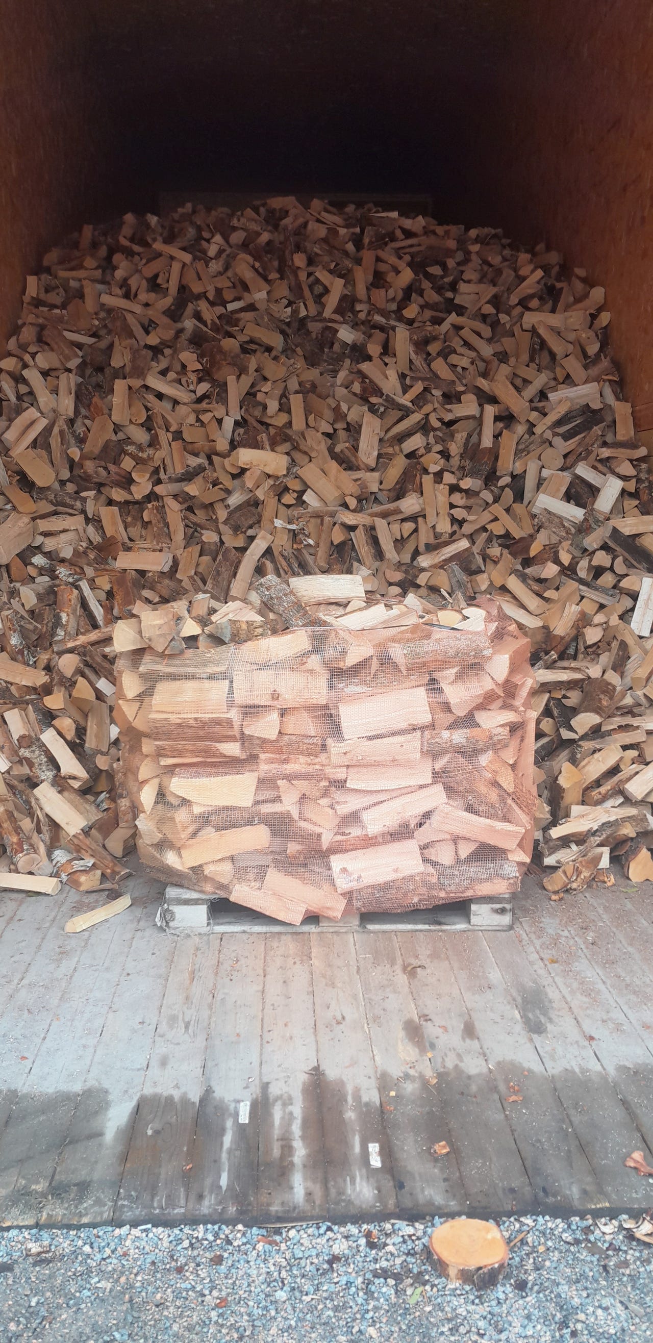 Bjerk/bjørk i 1500l sekk levert Lier | FINN-torget