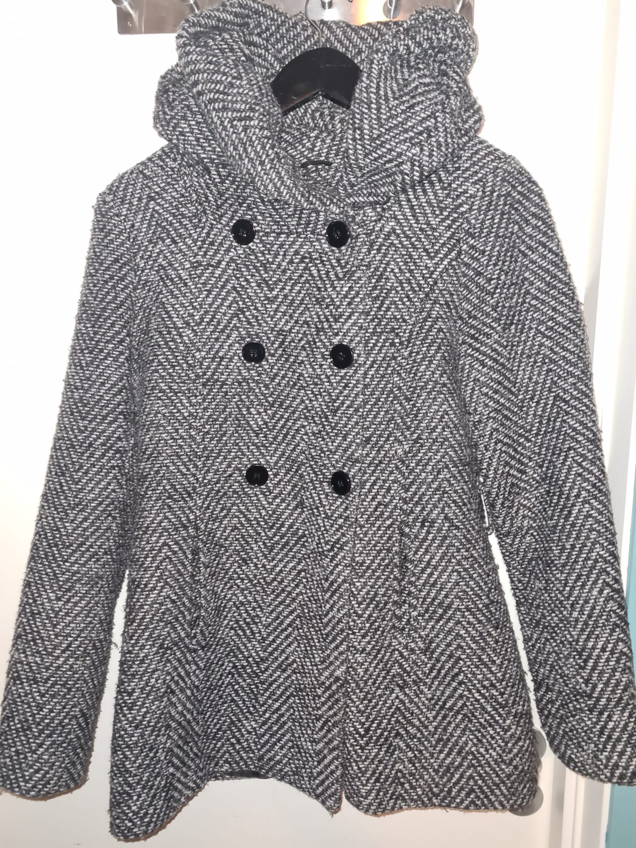 Amisu trench coat | FINN torget