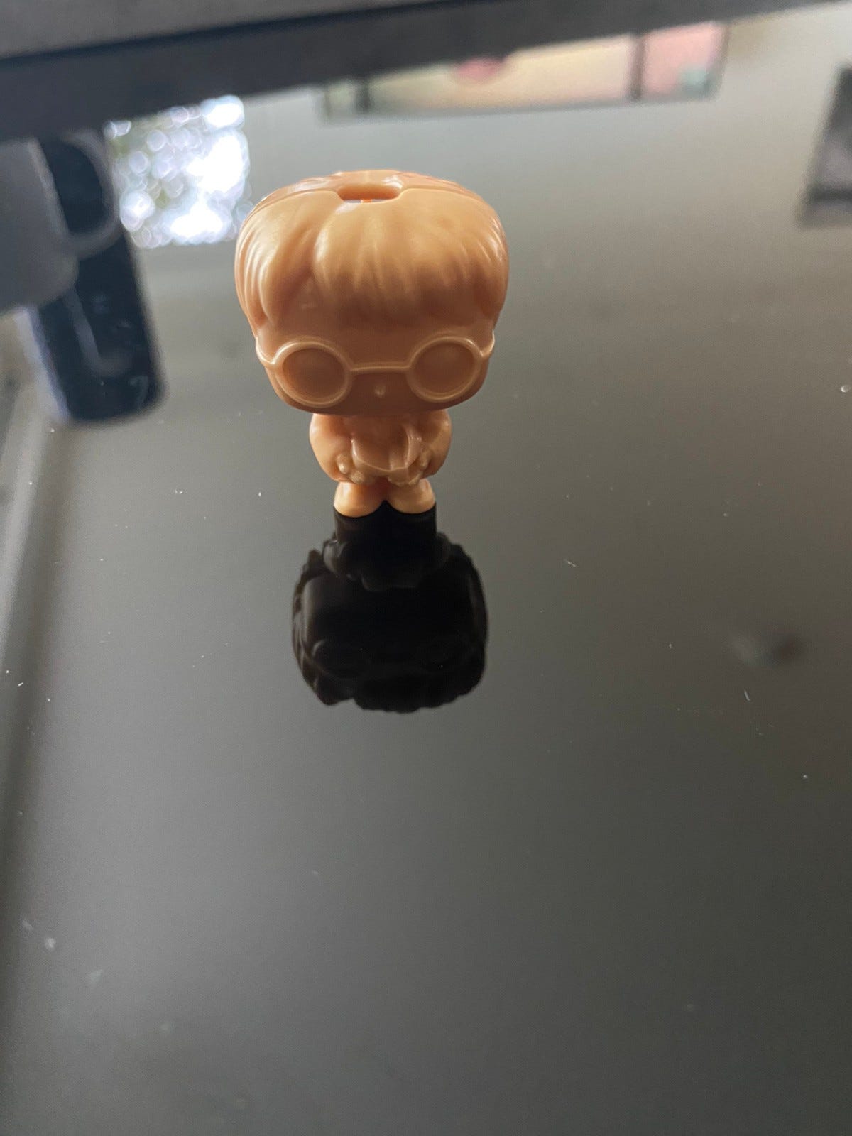 Jeg selger et Harry Potter gull figuren.Gi din pris også | FINN torget