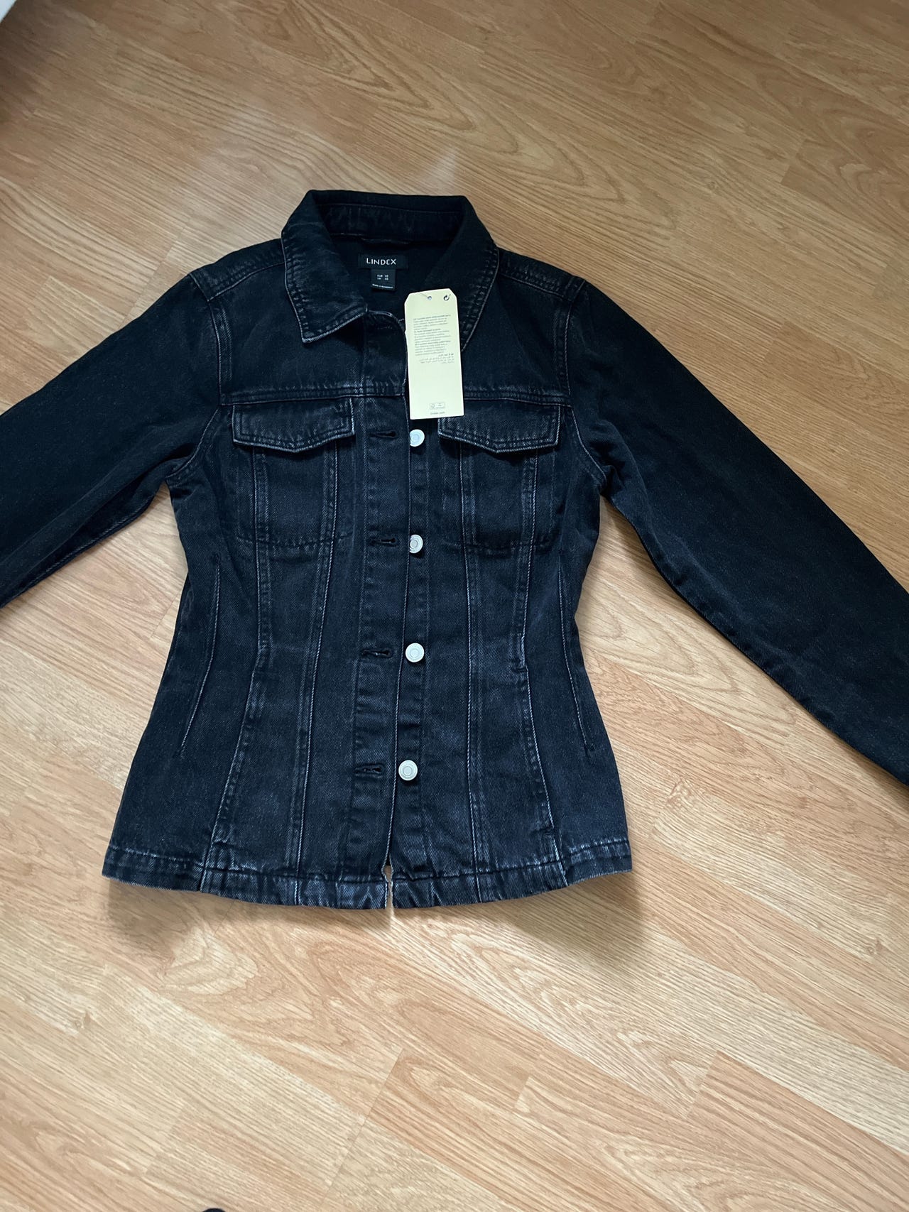 Sort olajakke med smal midje str XS | FINN-torget