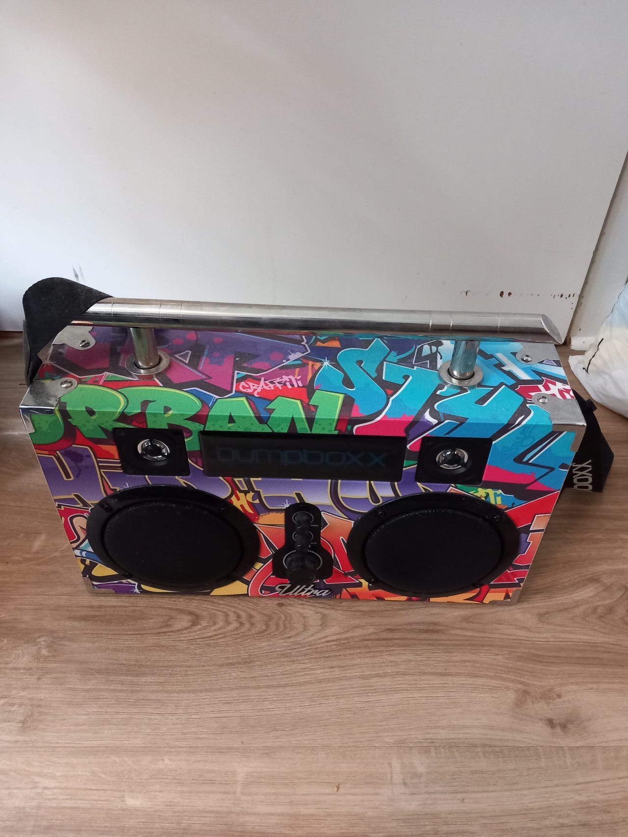 Bumpboxx Ultra Plus Bluetooth Boombox | FINN torget