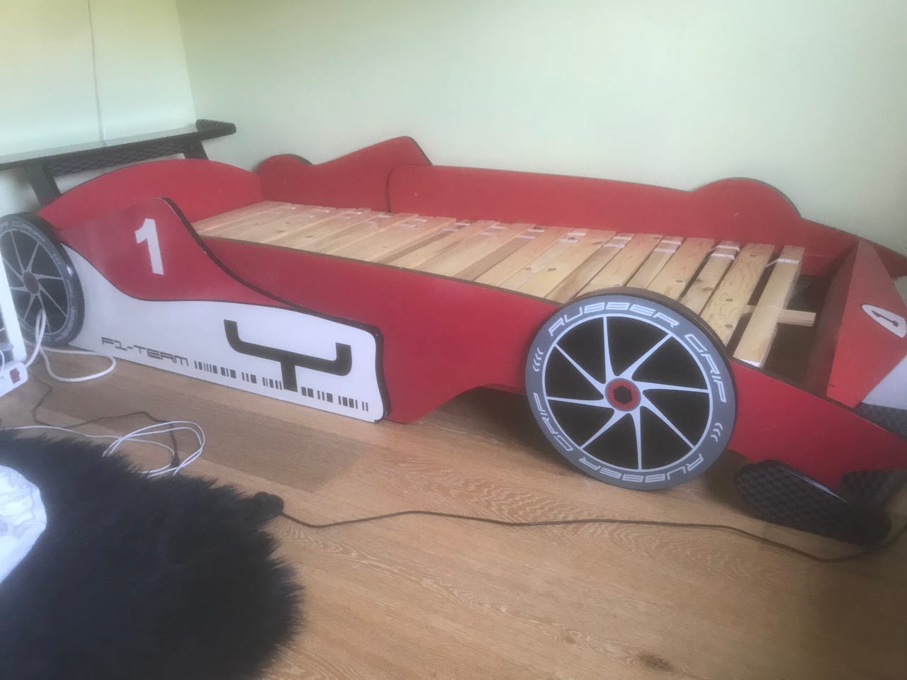 Barneseng- racerbil fra Gullaksen Møbler | FINN torget