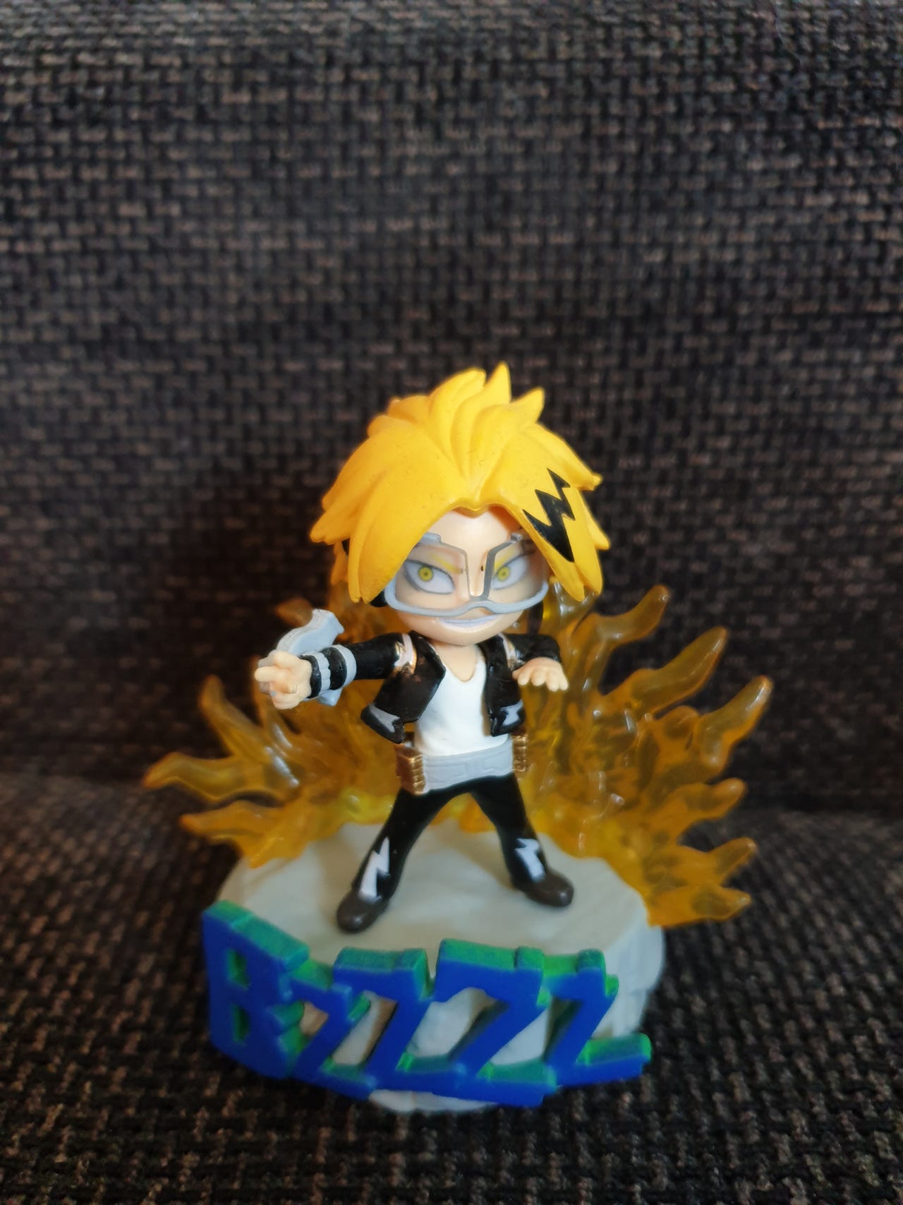 My hero academia anime Denki Kaminari mini figur | FINN-torget