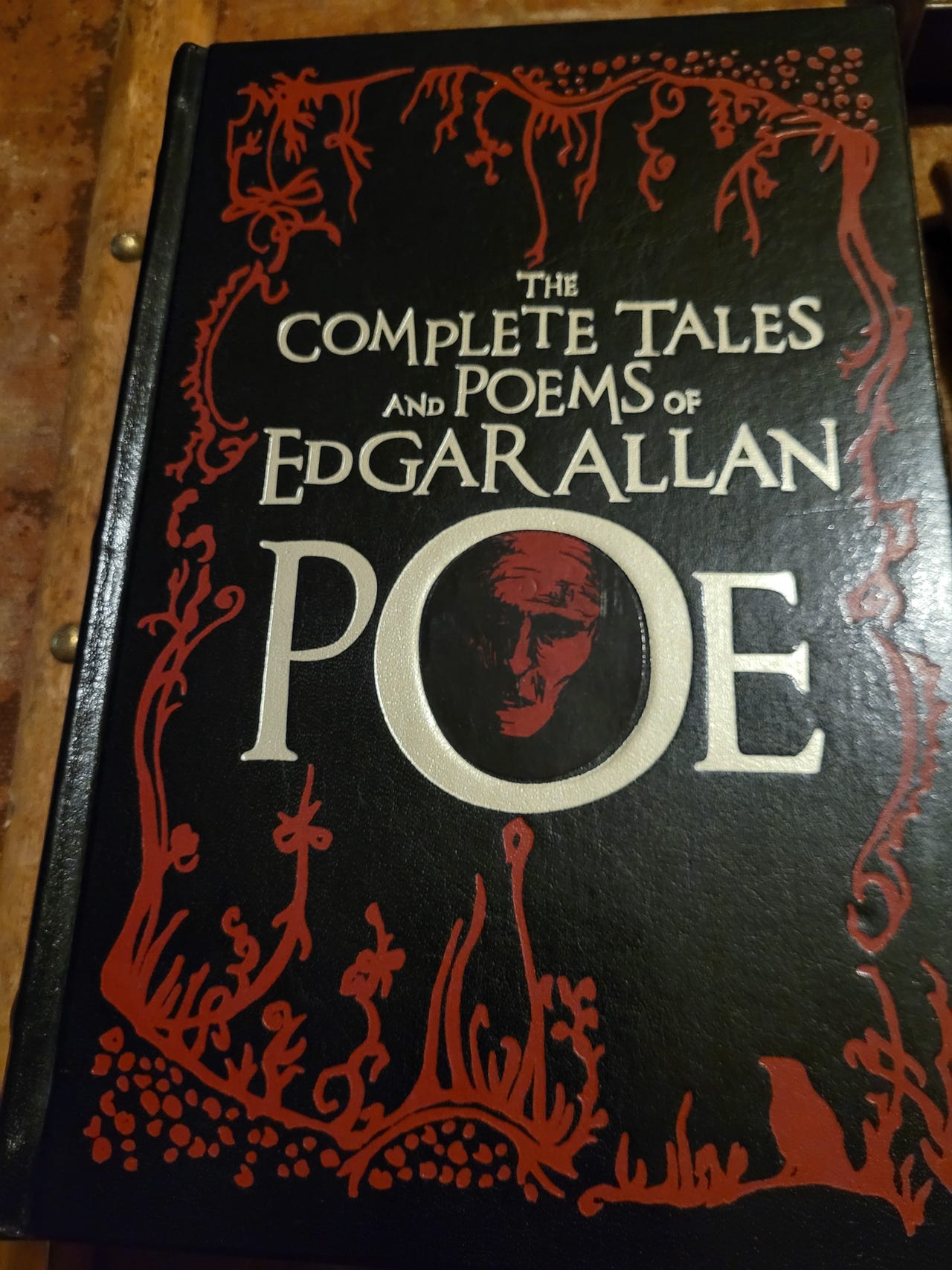 The Complete Tales and poems of Edgar Allan Poe | FINN torget