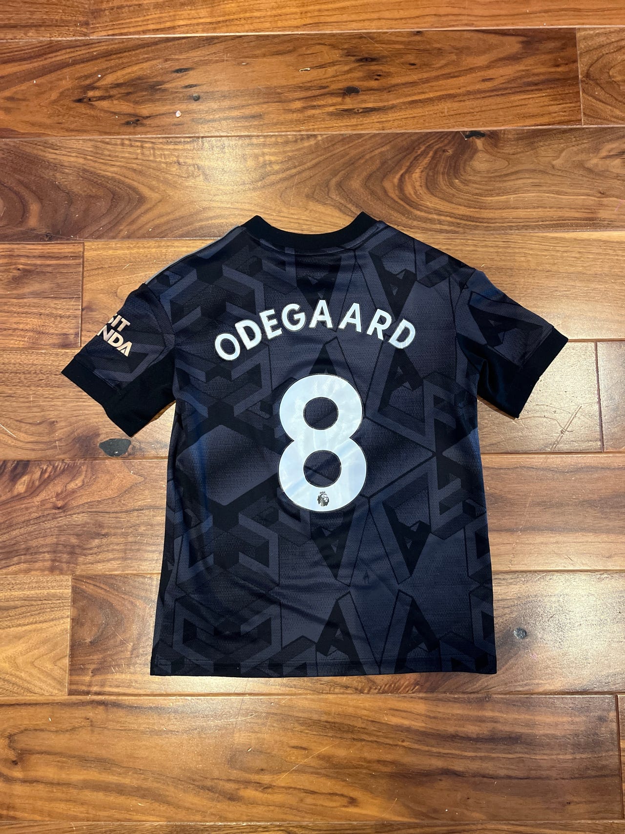 Arsenal nr 8, Ødegård str 9-10år | FINN-torget