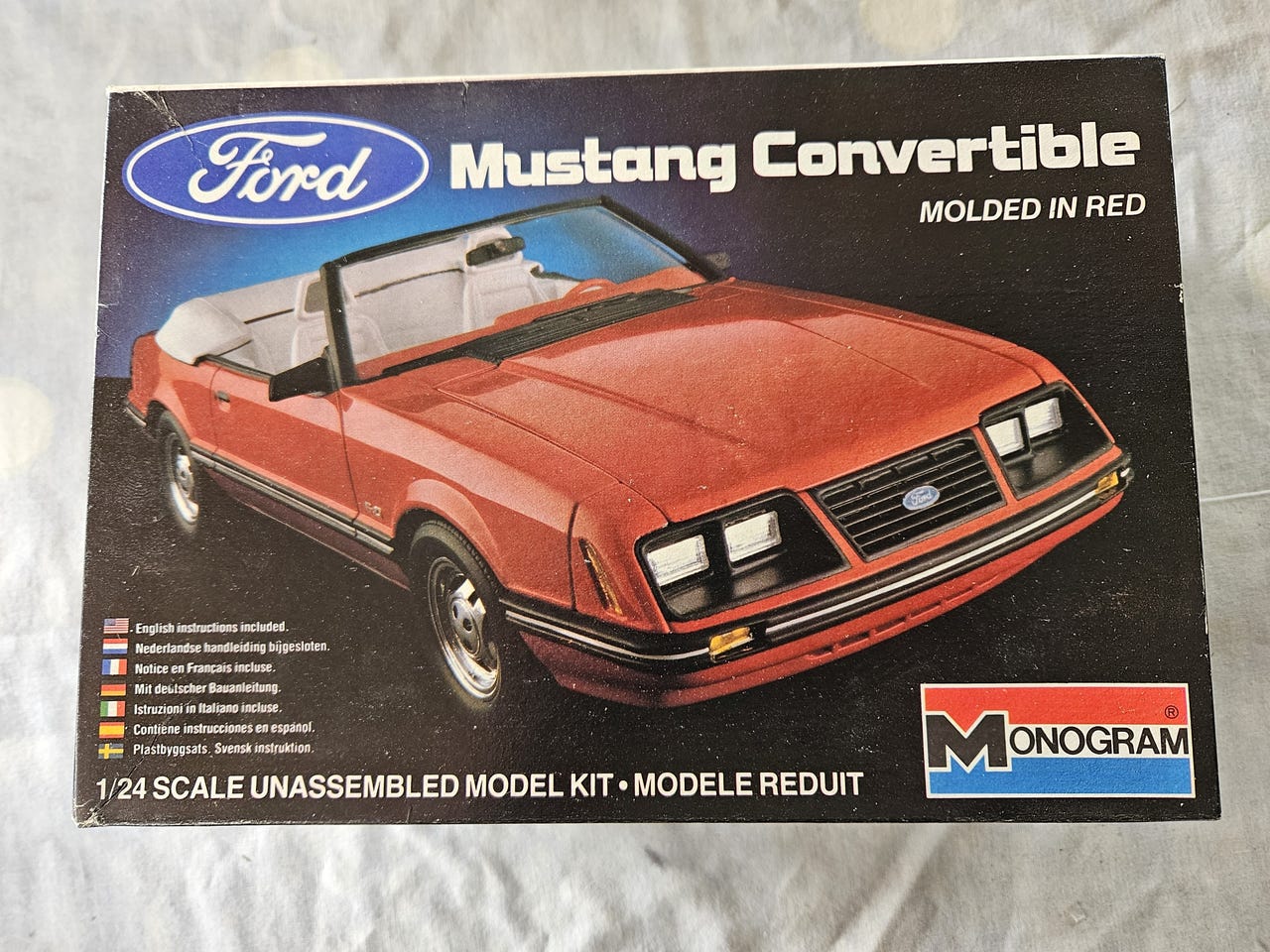 #45. 1984 Mustang Convertible plastbyggesett | FINN-torget