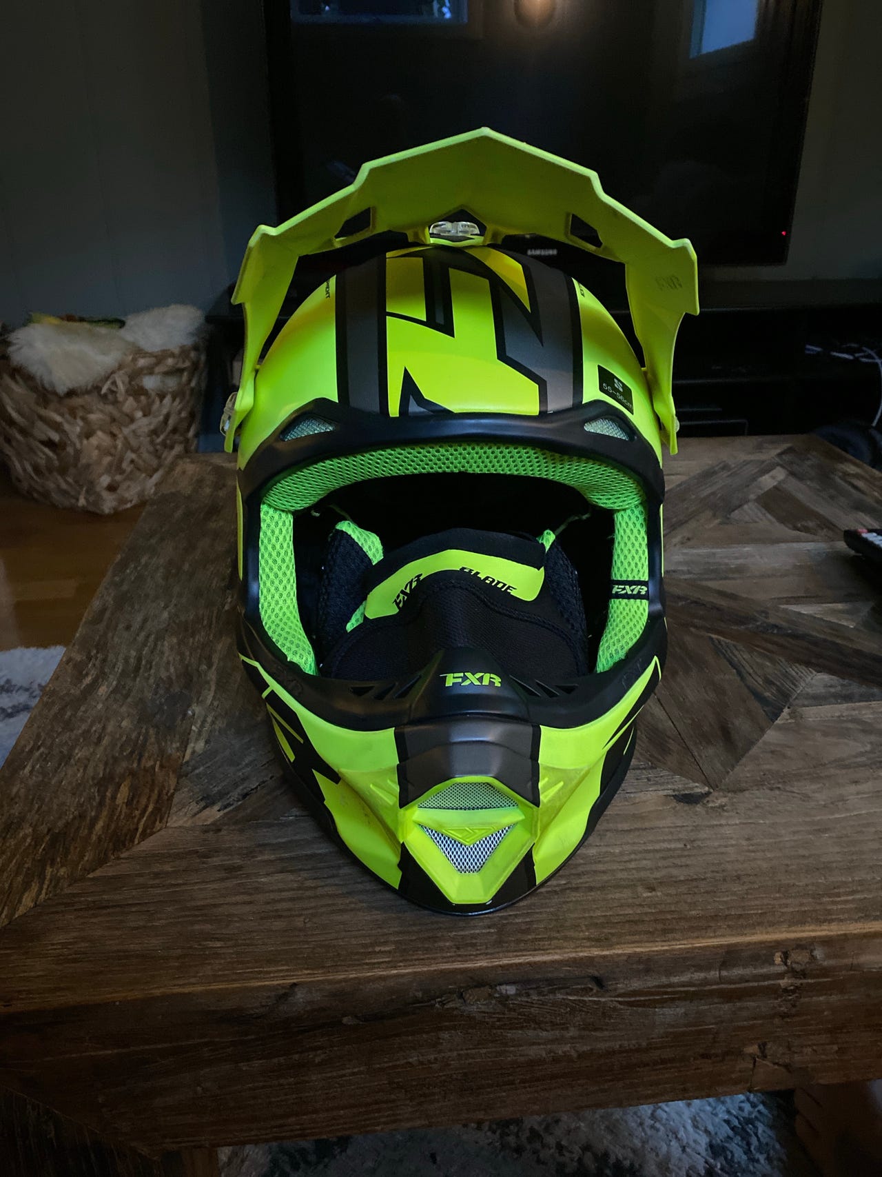 FXR hjelm str 55-56 cm | FINN-torget