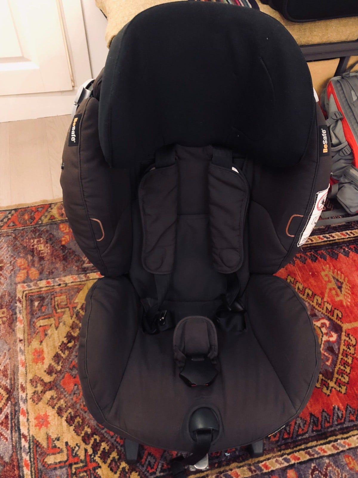 Isofix barnesete til bil selges, 400kr | FINN-torget