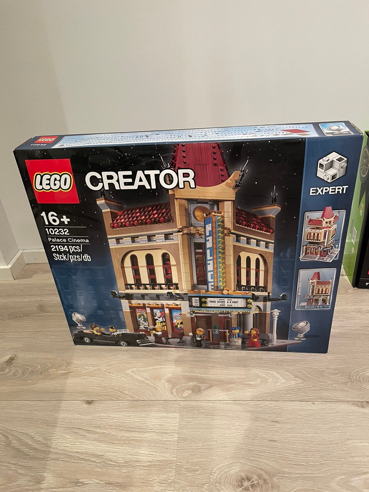 LEGO 10232 Palace Cinema | FINN torget