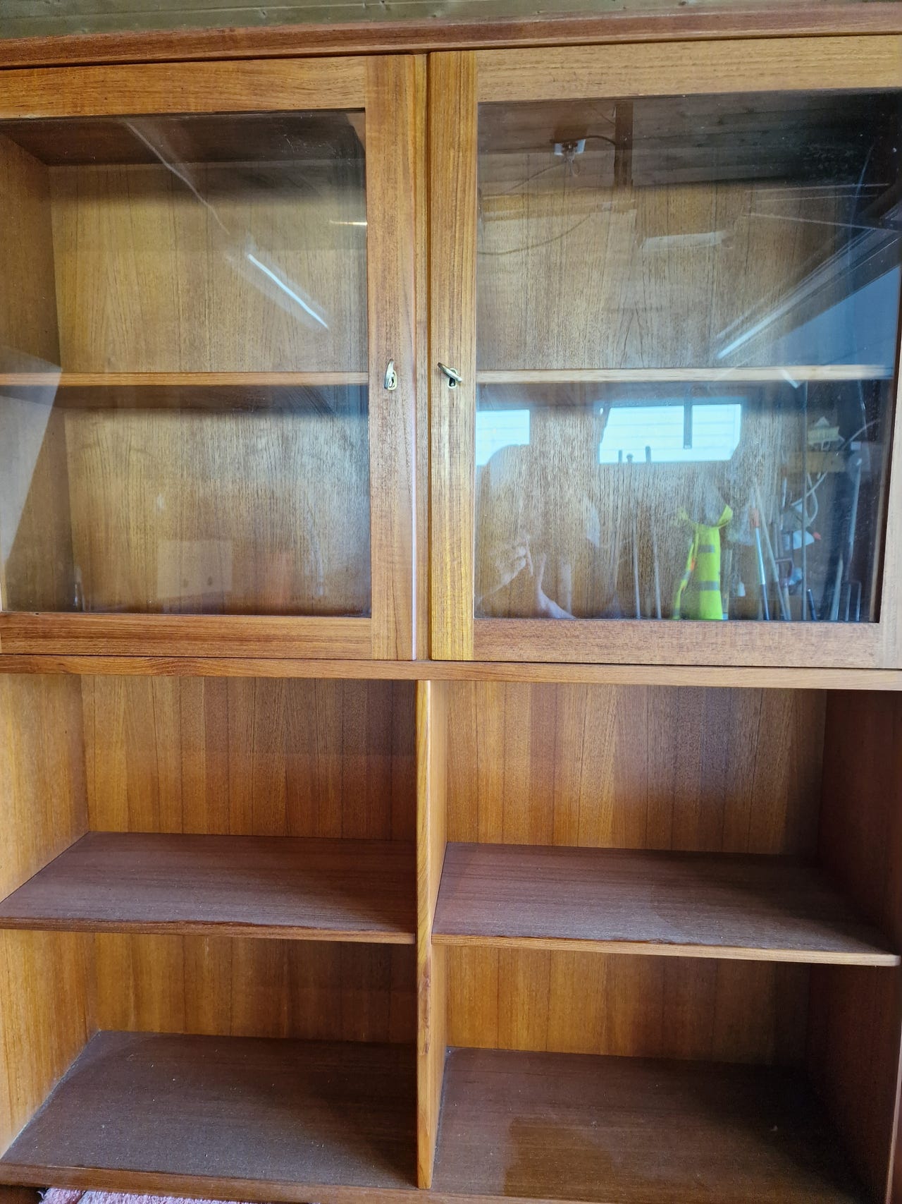 VINTAGE TEAK SKAP/REOL FRA 50/60ÅRA | FINN-torget