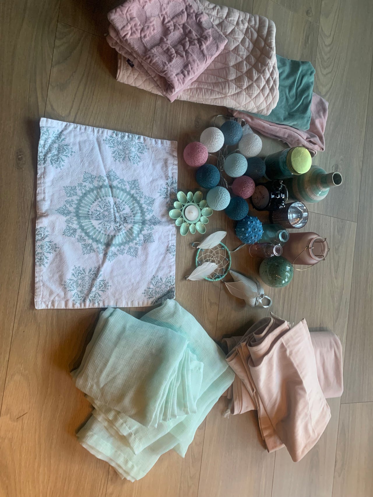 Div pynt til jenterom | FINN-torget