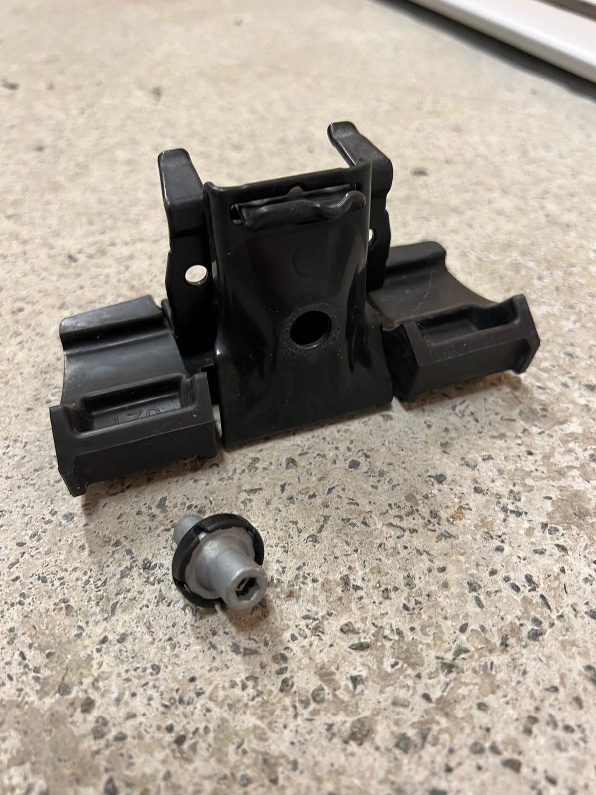 Thule Kit Flush Rail 6019 | FINN-torget