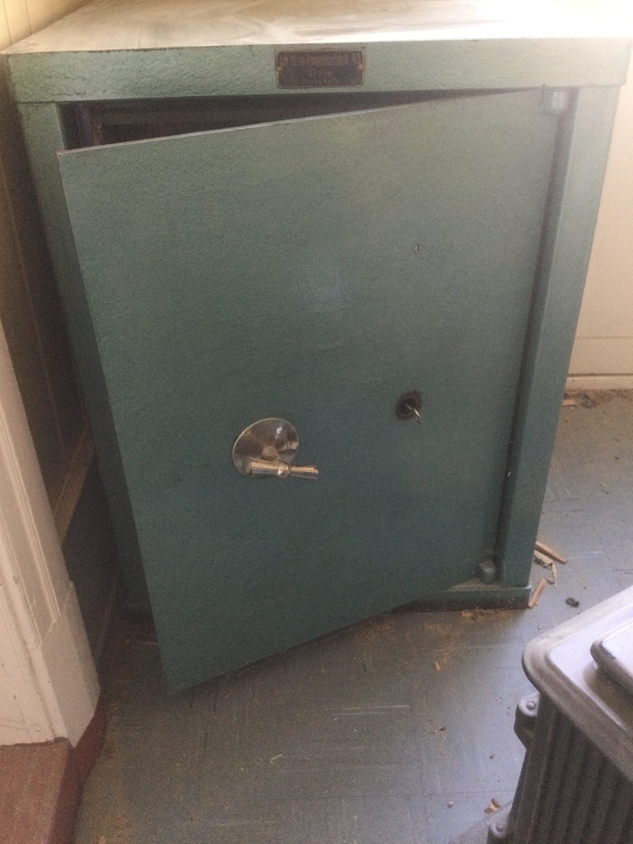 Pengeskap Gis bort | FINN-torget