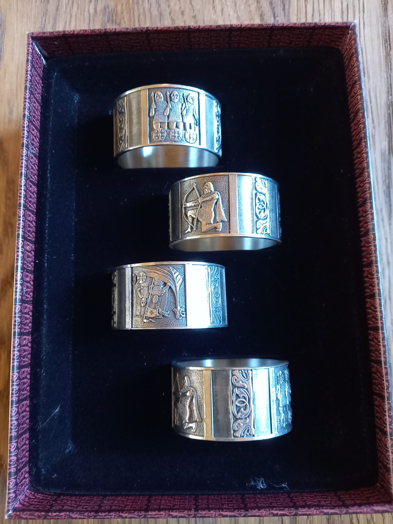 Serviett-ringer i tinn | FINN torget