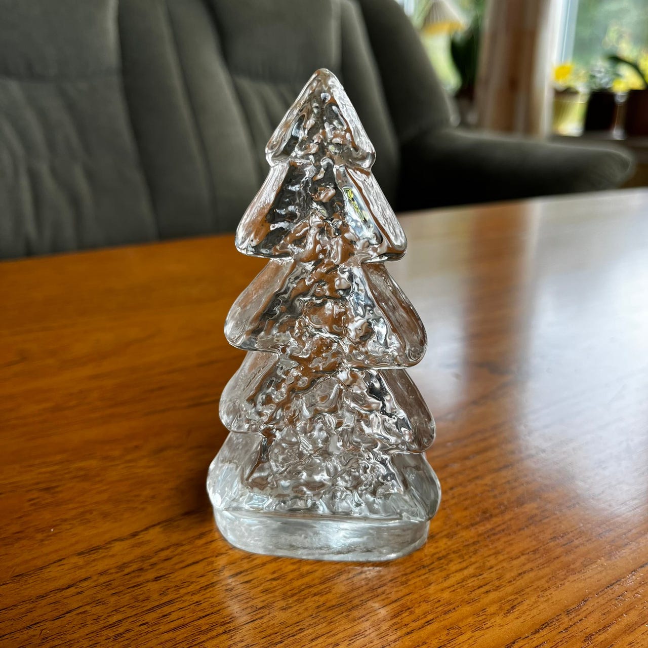 Nydelig juletre i glass til telys | FINN-torget