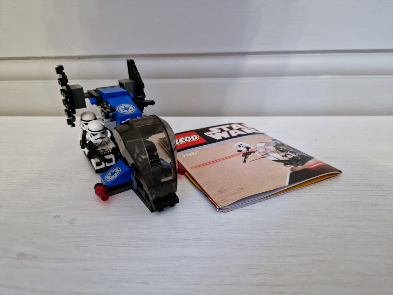 LEGO Star Wars 7667 Imperial Dropship - Komplett med instrukser | FINN ...