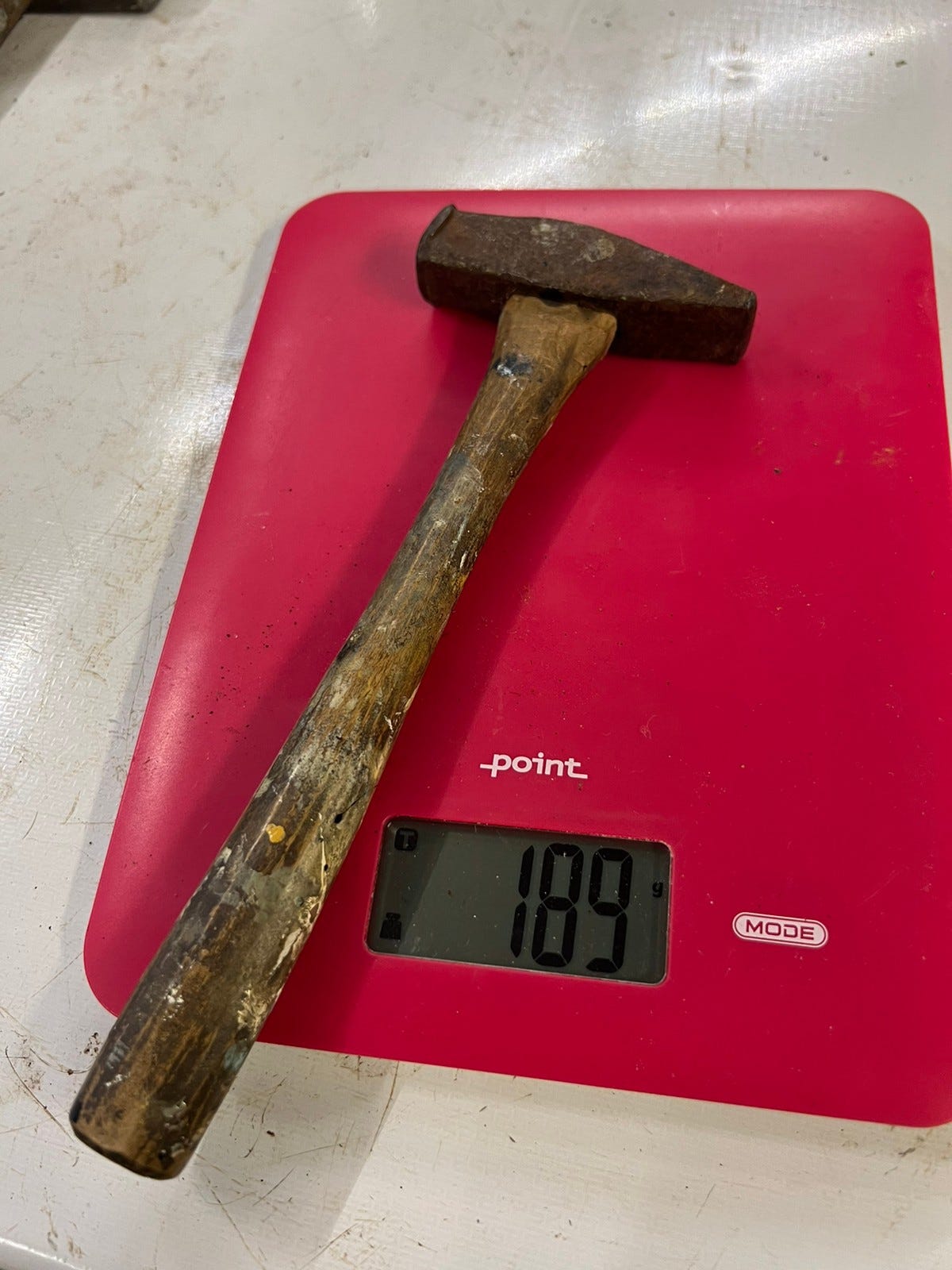 Gammelt verktøy - Liten hammer fra smie | FINN torget