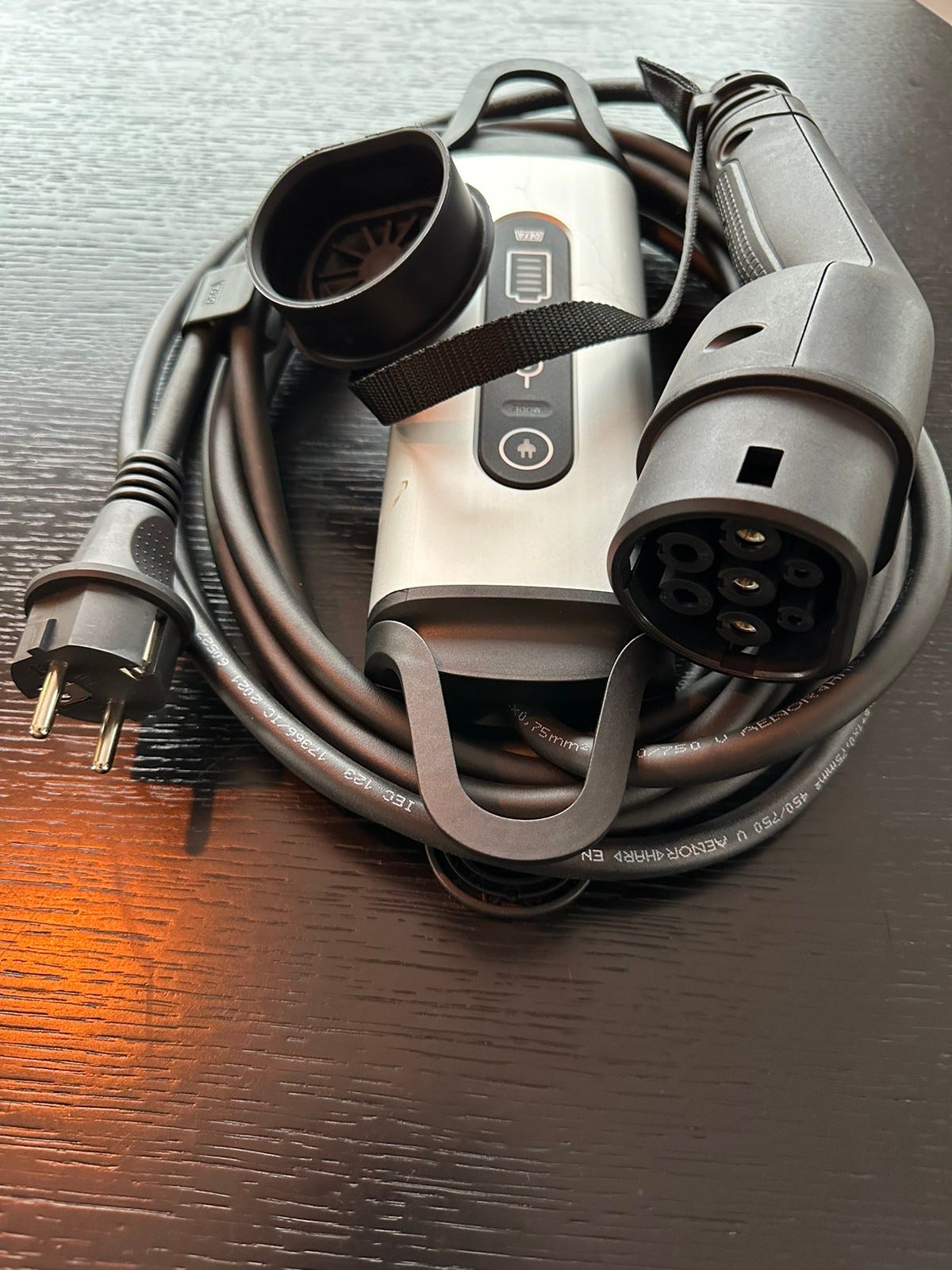 DEFA eMove lader til elbil/plugin 230V 6 meter | FINN torget