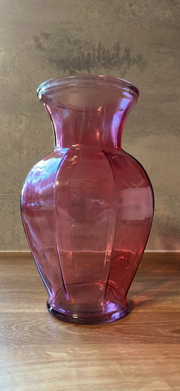 Oasis Moira vase | FINN-torget