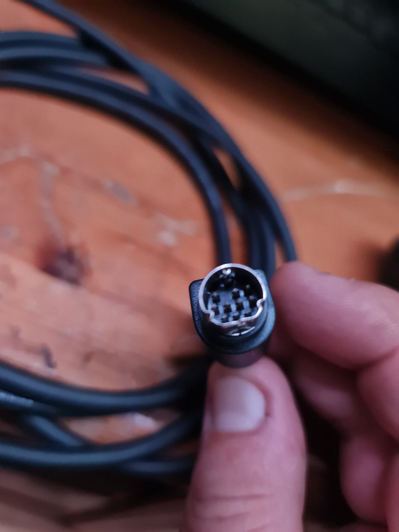 YAESU SCU-28 Kabel for PA-trinn FT-450/950/FTDX1200 m/åpen end | FINN ...