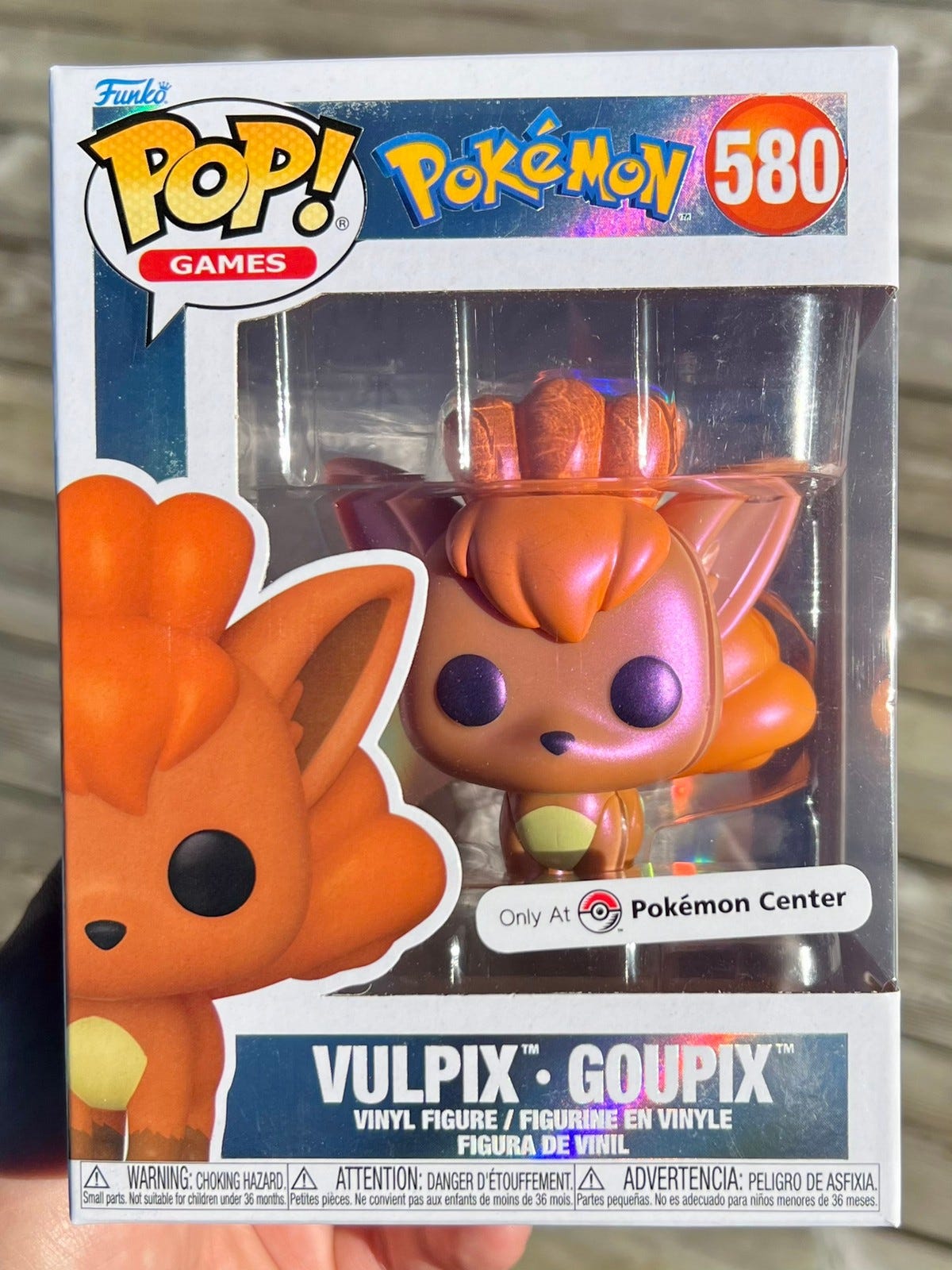 Funko Pop! Vulpix Pearlescent | Pokemon (580) Excl. to Pokémon Center ...